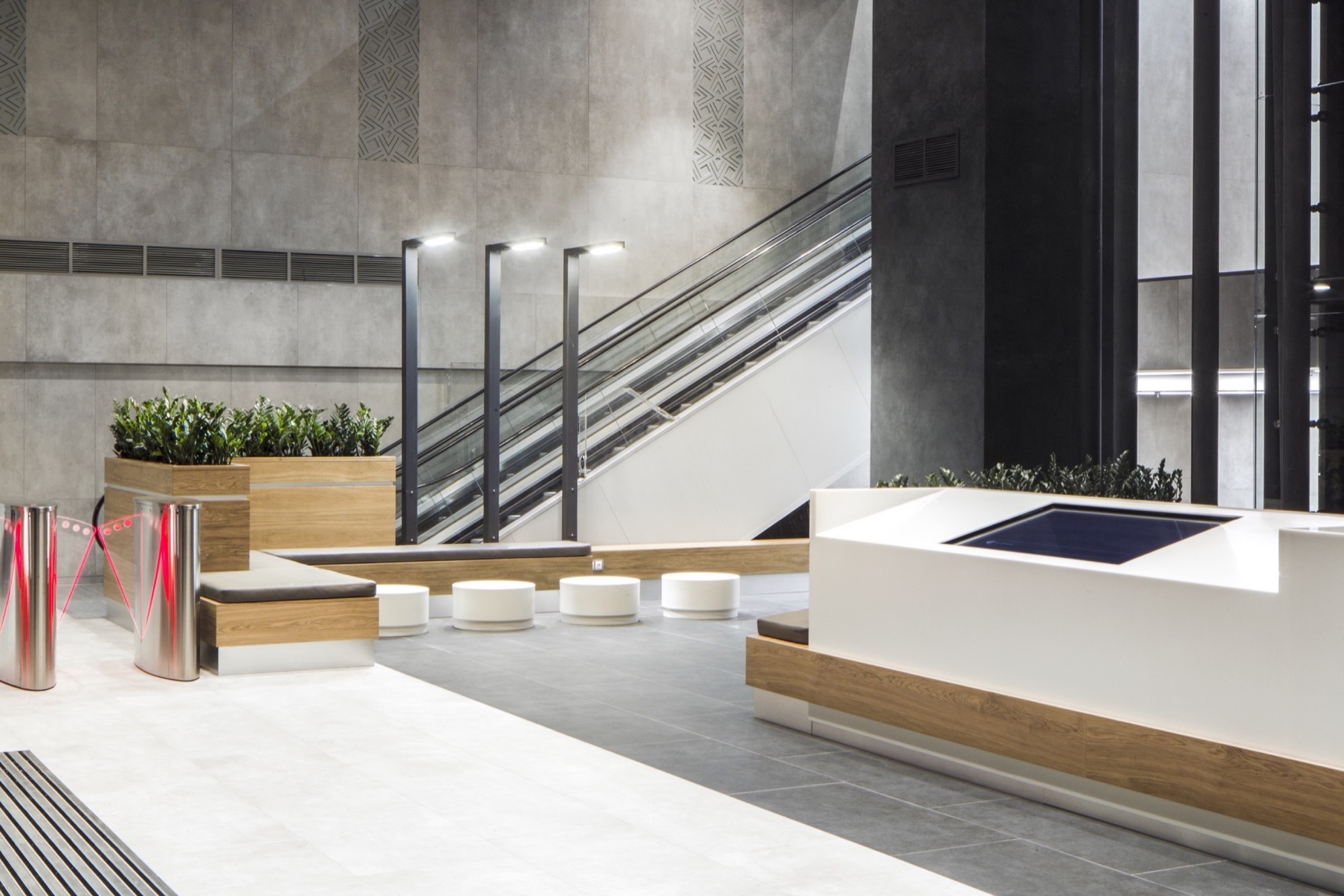 Gallery of Neo Geo Business Center Interiors / T+T Architects - 22