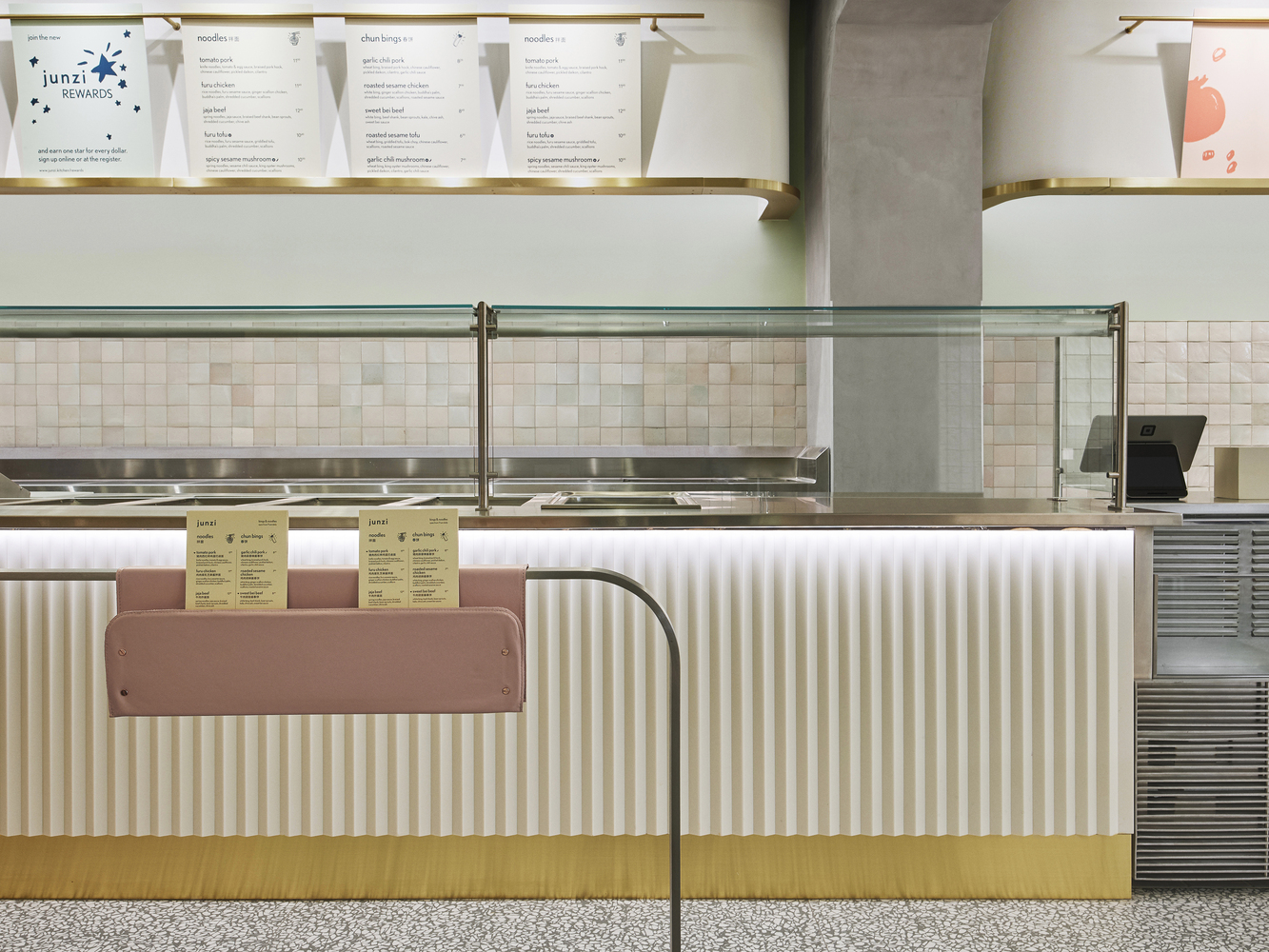 Gallery of Junzi Kitchen Chinese Restaurant / Xuhui Zhang - 8