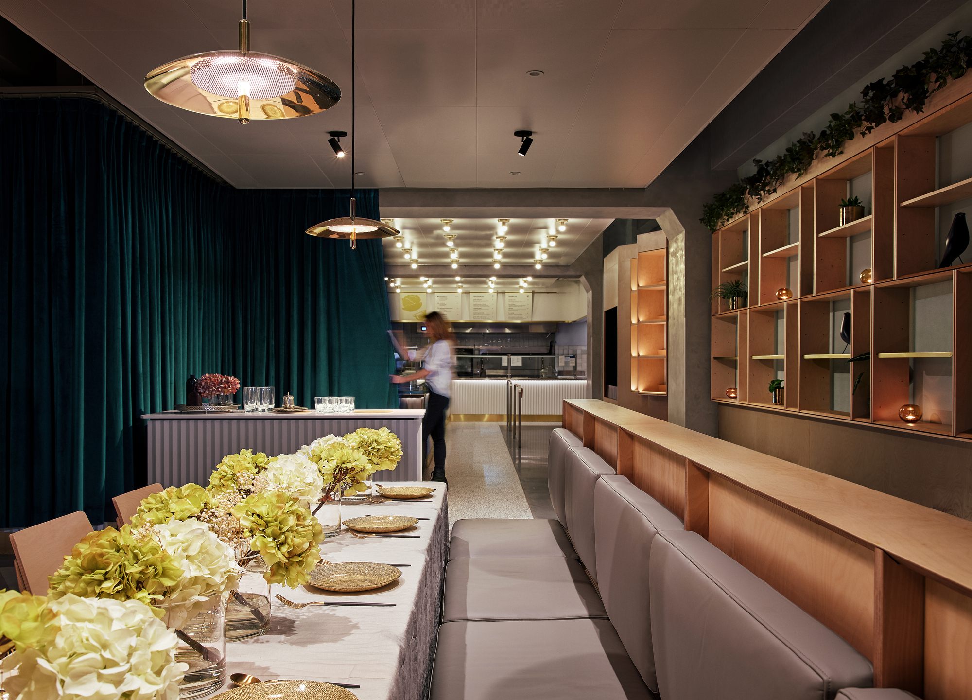 Gallery of Junzi Kitchen Chinese Restaurant / Xuhui Zhang - 5