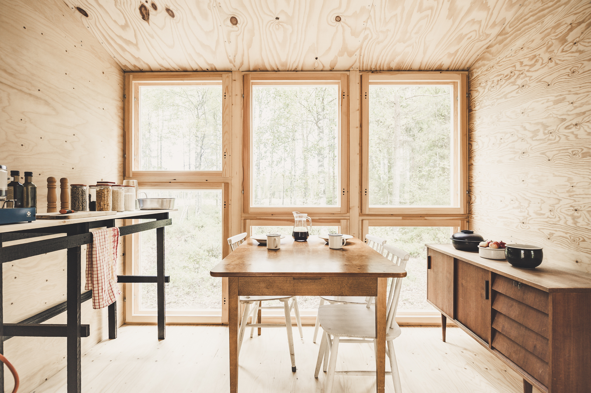 Gallery of Small but Fine Cabin / studio politaire - 4