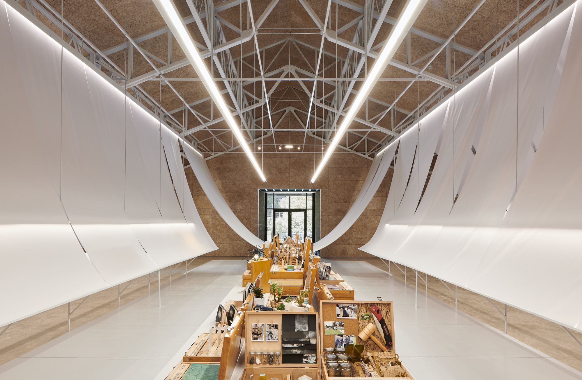 Gallery of Paper Roof Exhibition Space / B+P Architects - 38