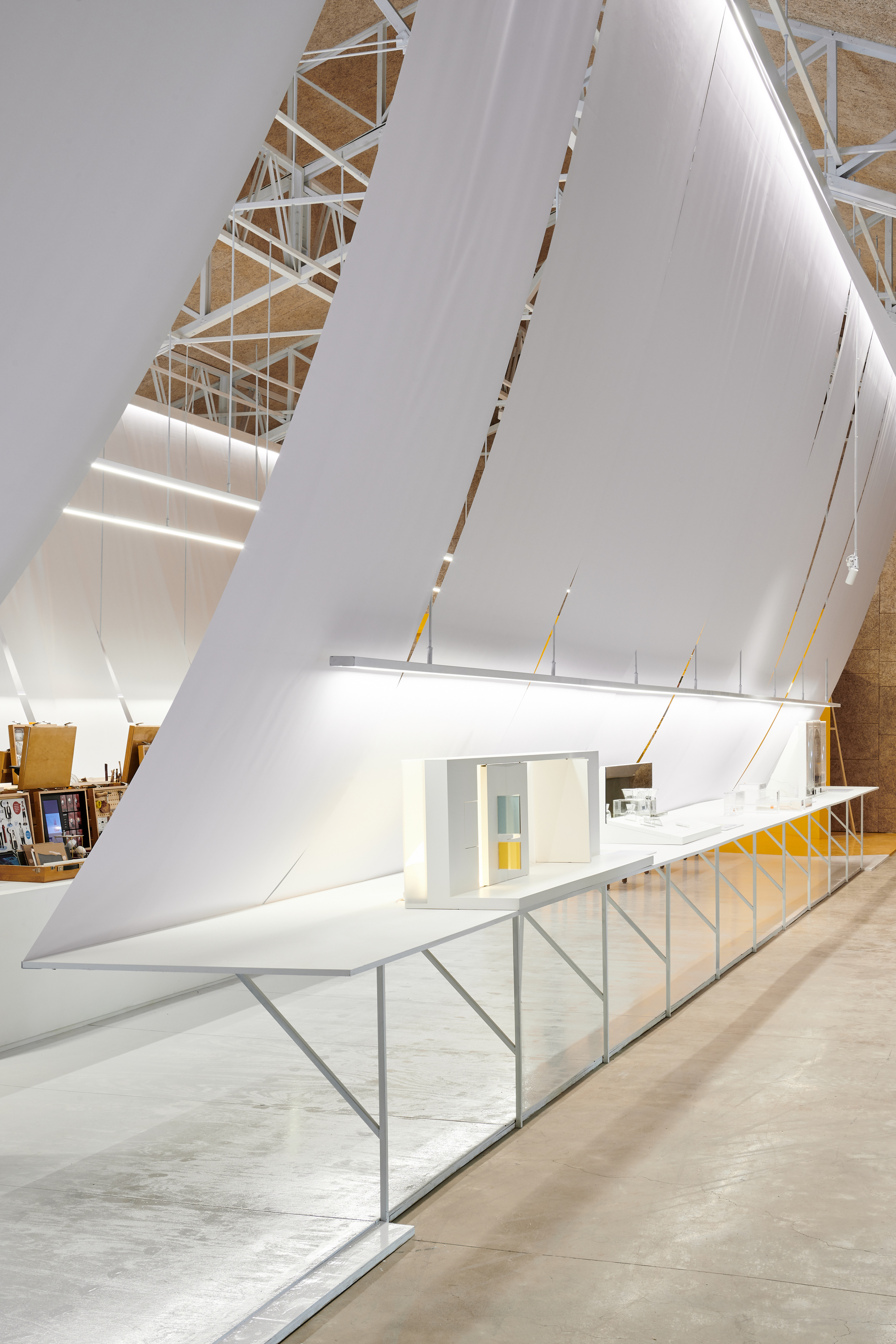 Gallery of Paper Roof Exhibition Space / B+P Architects - 32