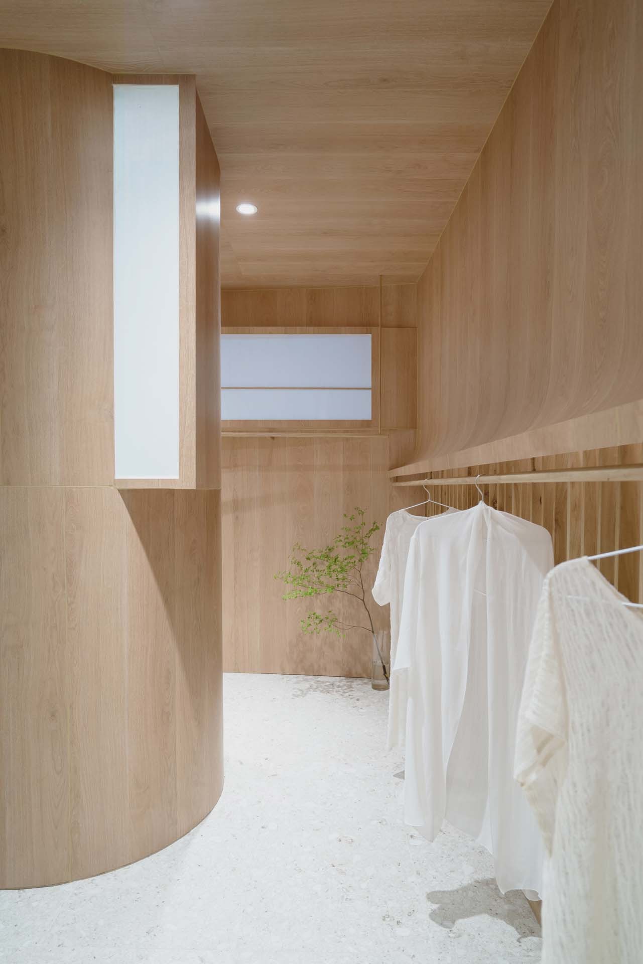 Gallery of Wang Xi Fashion Studio / PaM Design Office - 6