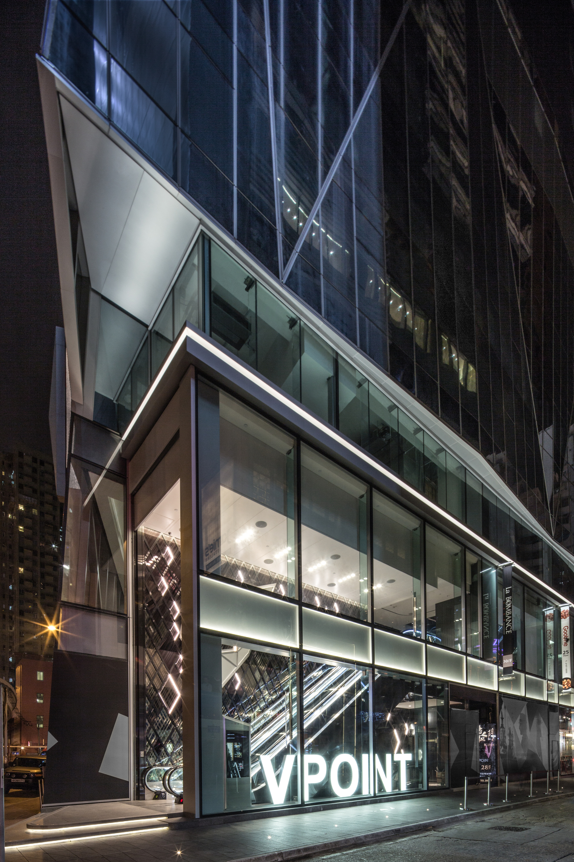 Gallery of V Point / ARK - 9