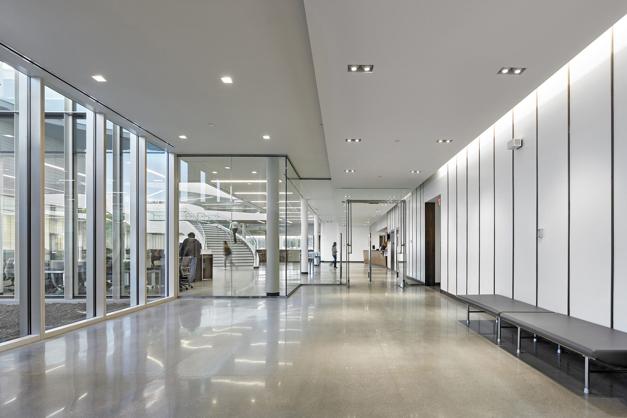 Gallery of SCCC Learning Resource Center / ikon.5 architects - 12