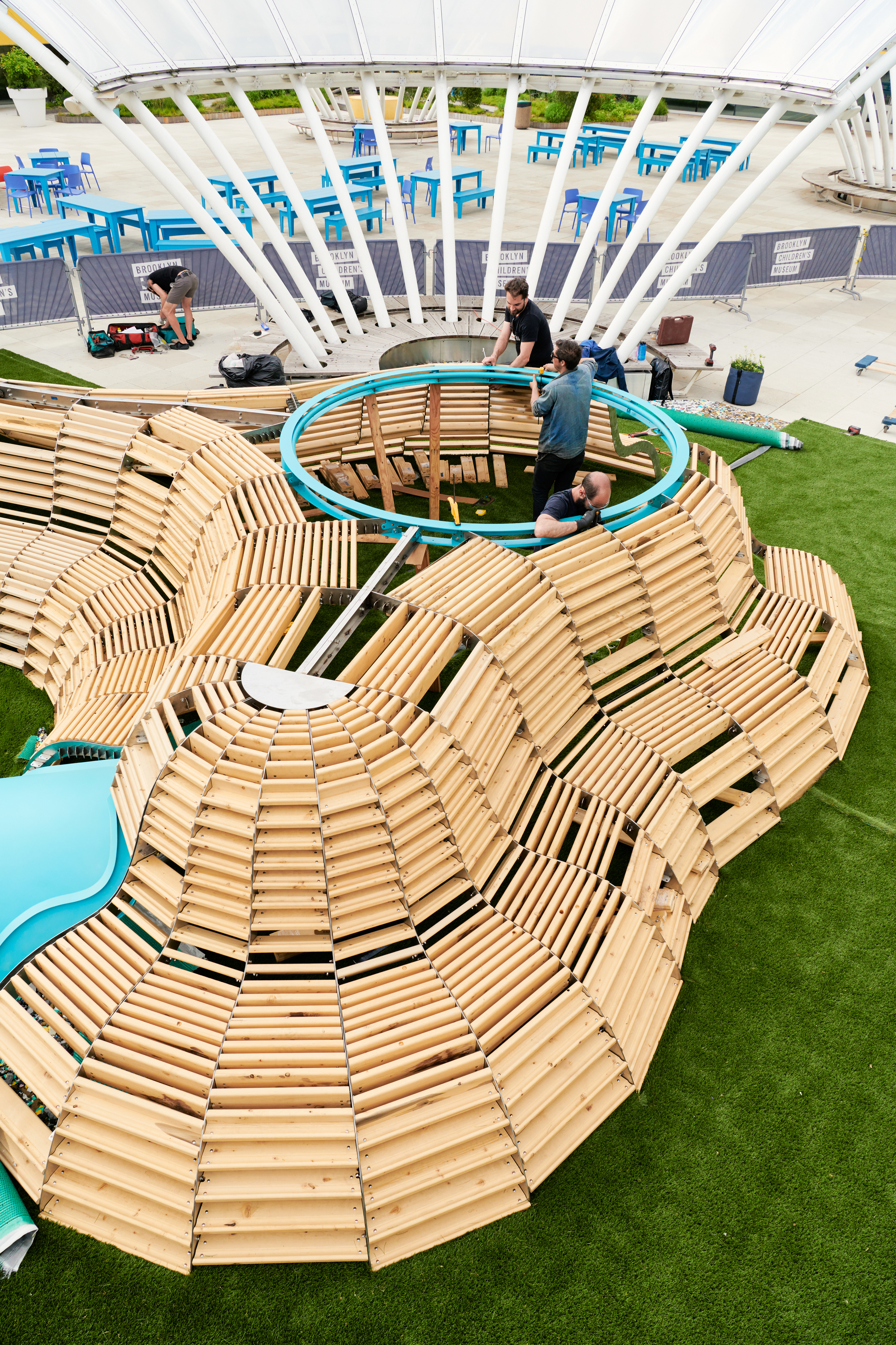 Gallery of NEST Interactive Playscape / Tri-Lox - 18