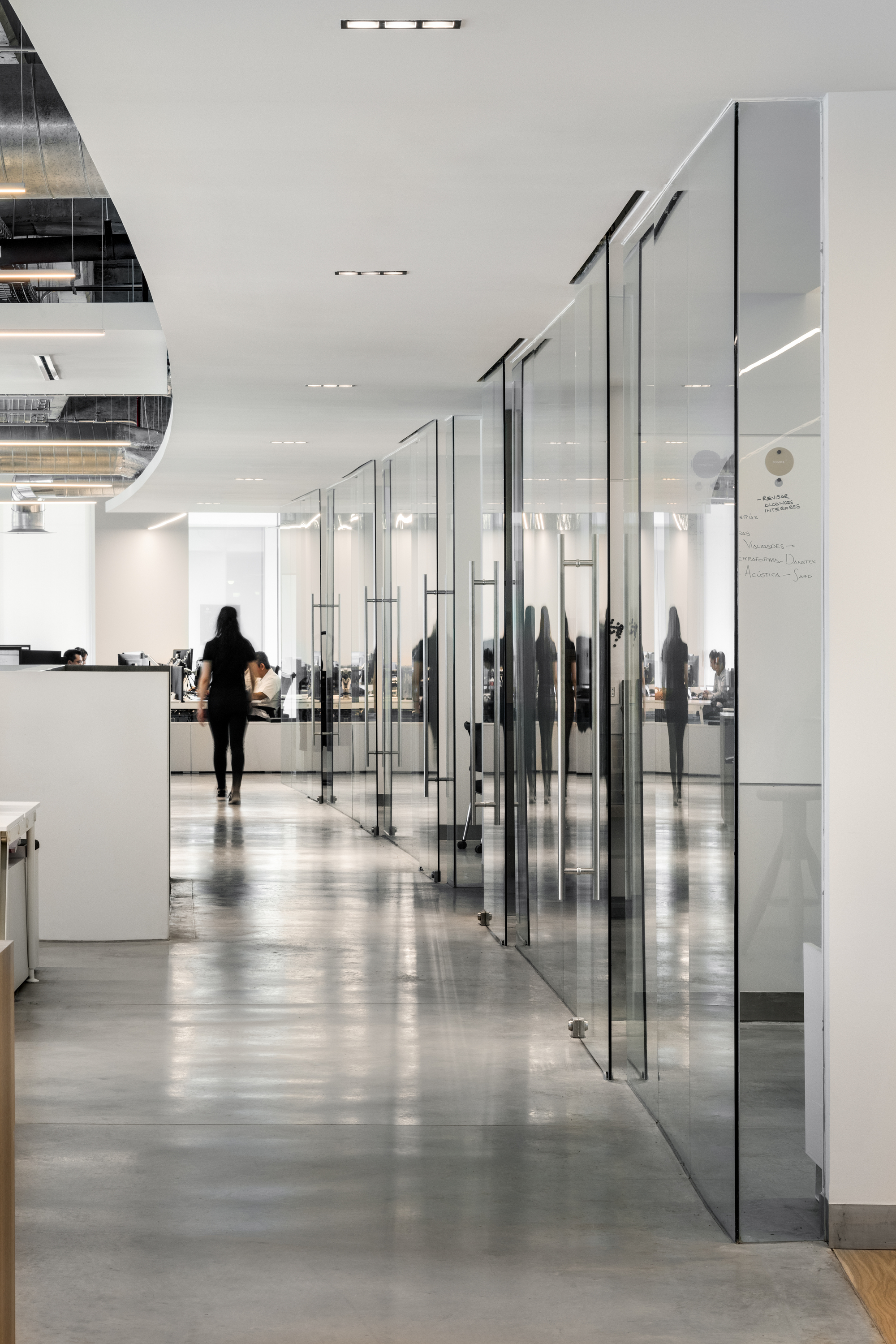 Gallery of SMA-GSM Offices / Sordo Madaleno Arquitectos - 25