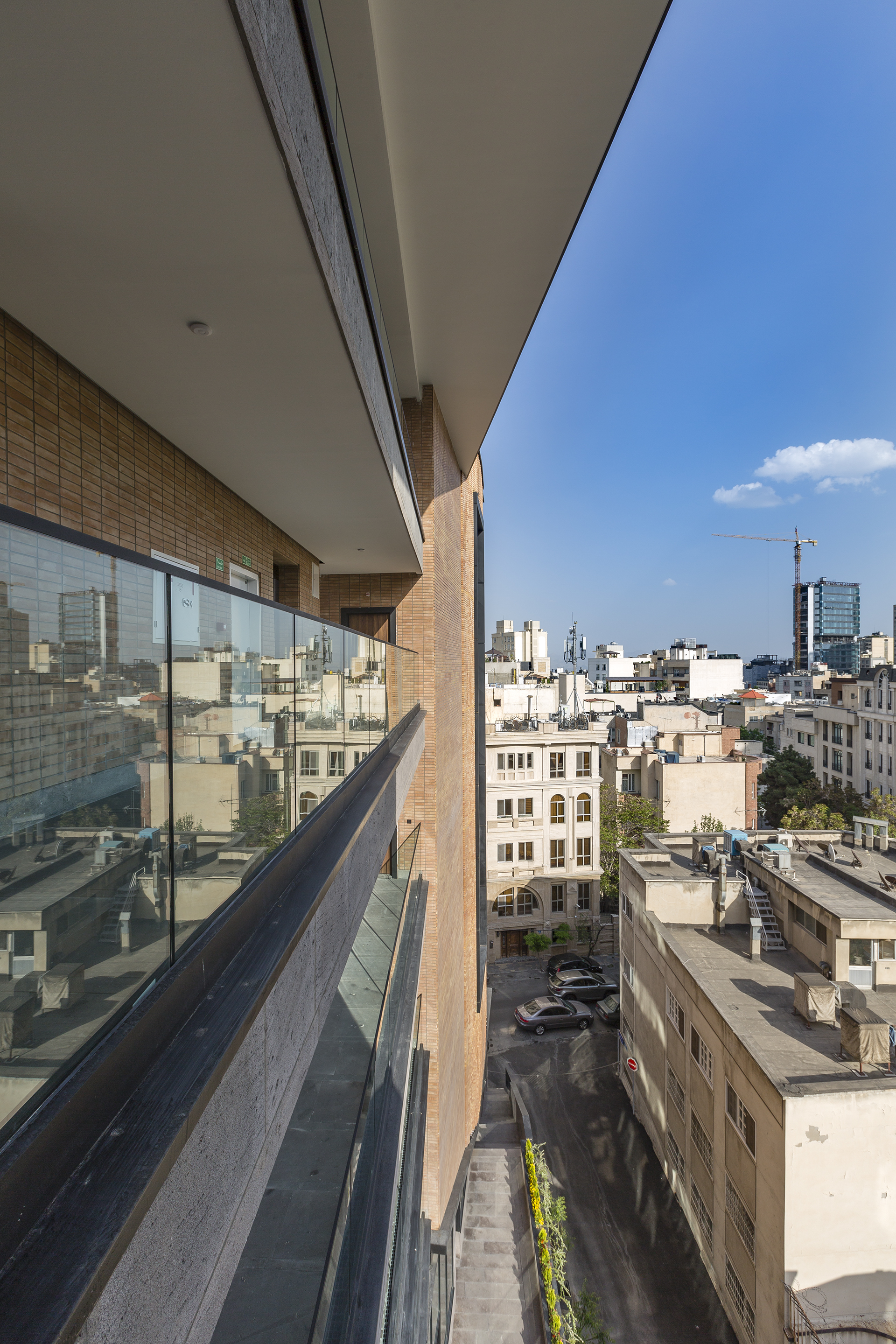 Gallery of Saba Office Building / 7Hoor Architecture Studio + SBAD ...