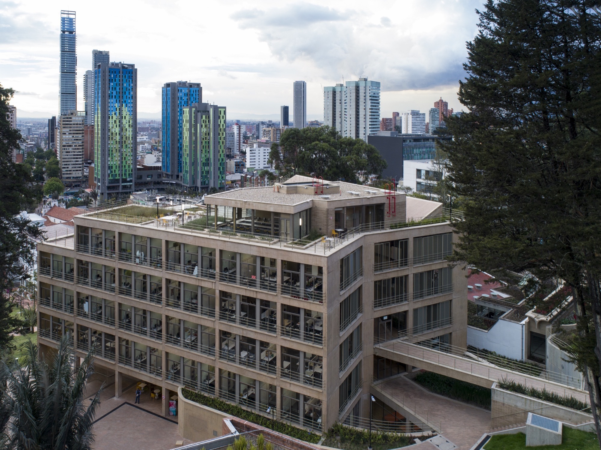 Gallery of School of Architecture, Universidad de los Andes / Bermúdez ...