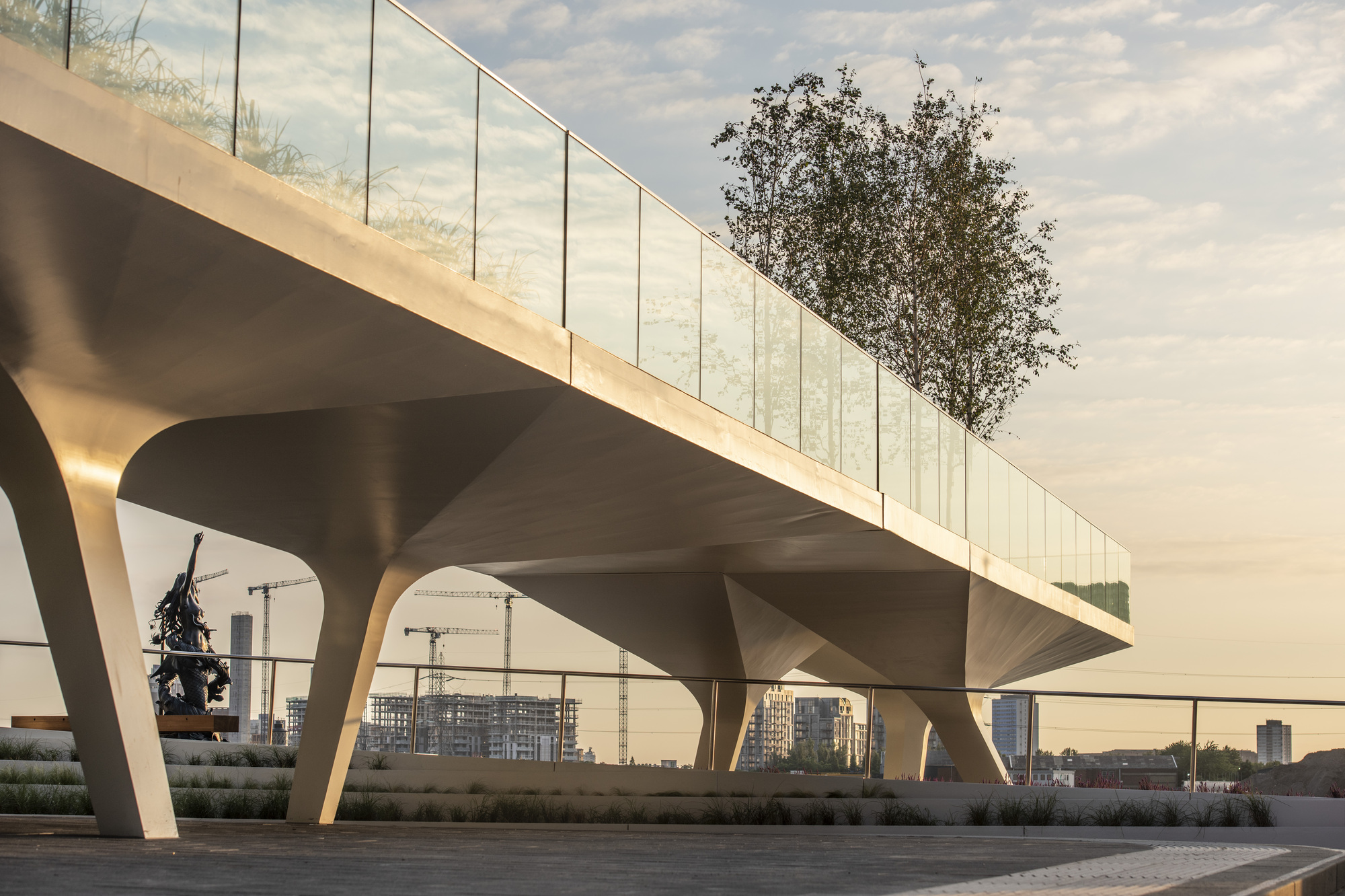 Gallery of DS+R and Neiheiser Argyros Design New Linear London Park - 2