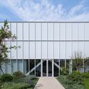 Mega Center / BE Design | ArchDaily