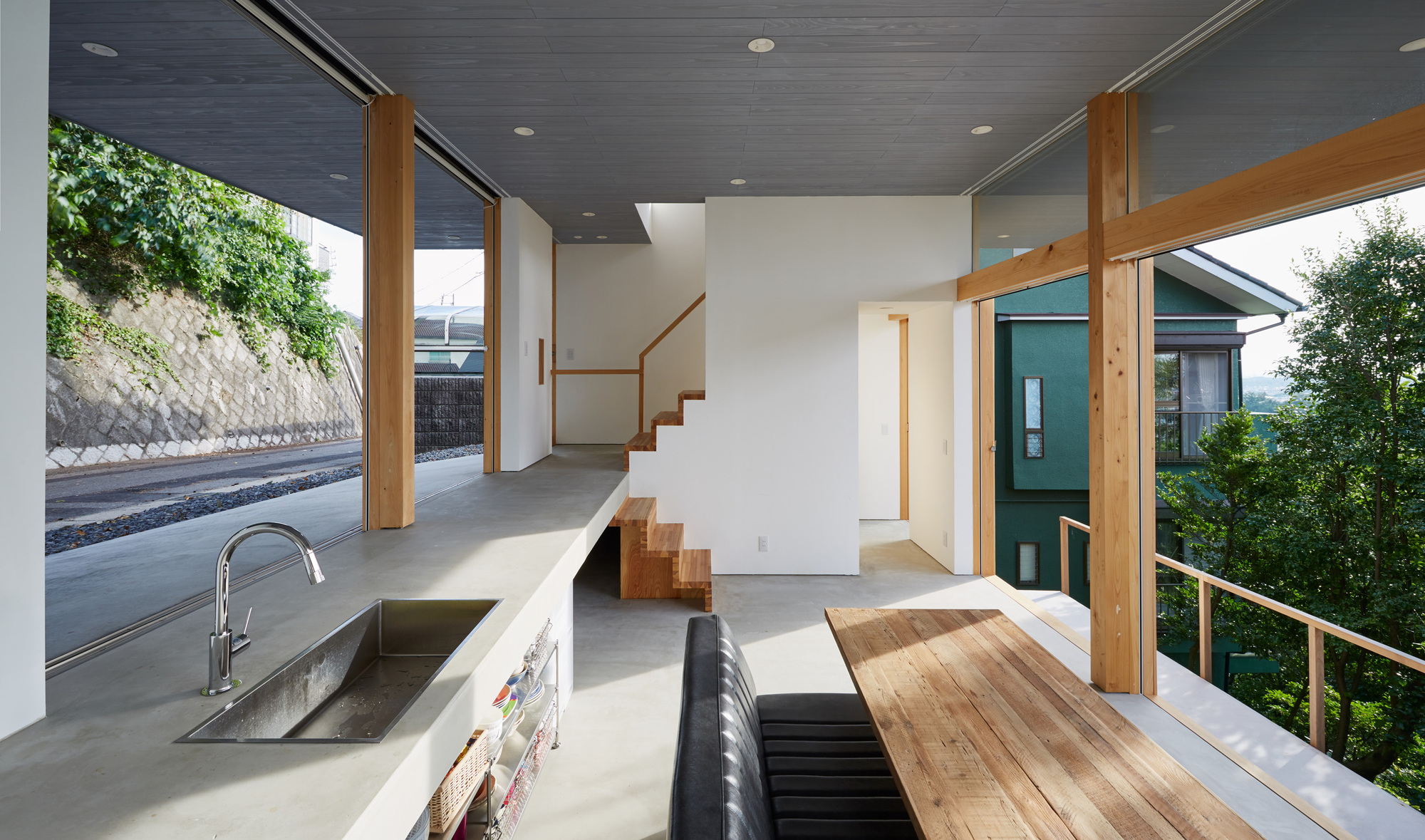 Gallery of Three Tiered Platforms House / ihrmk - 48