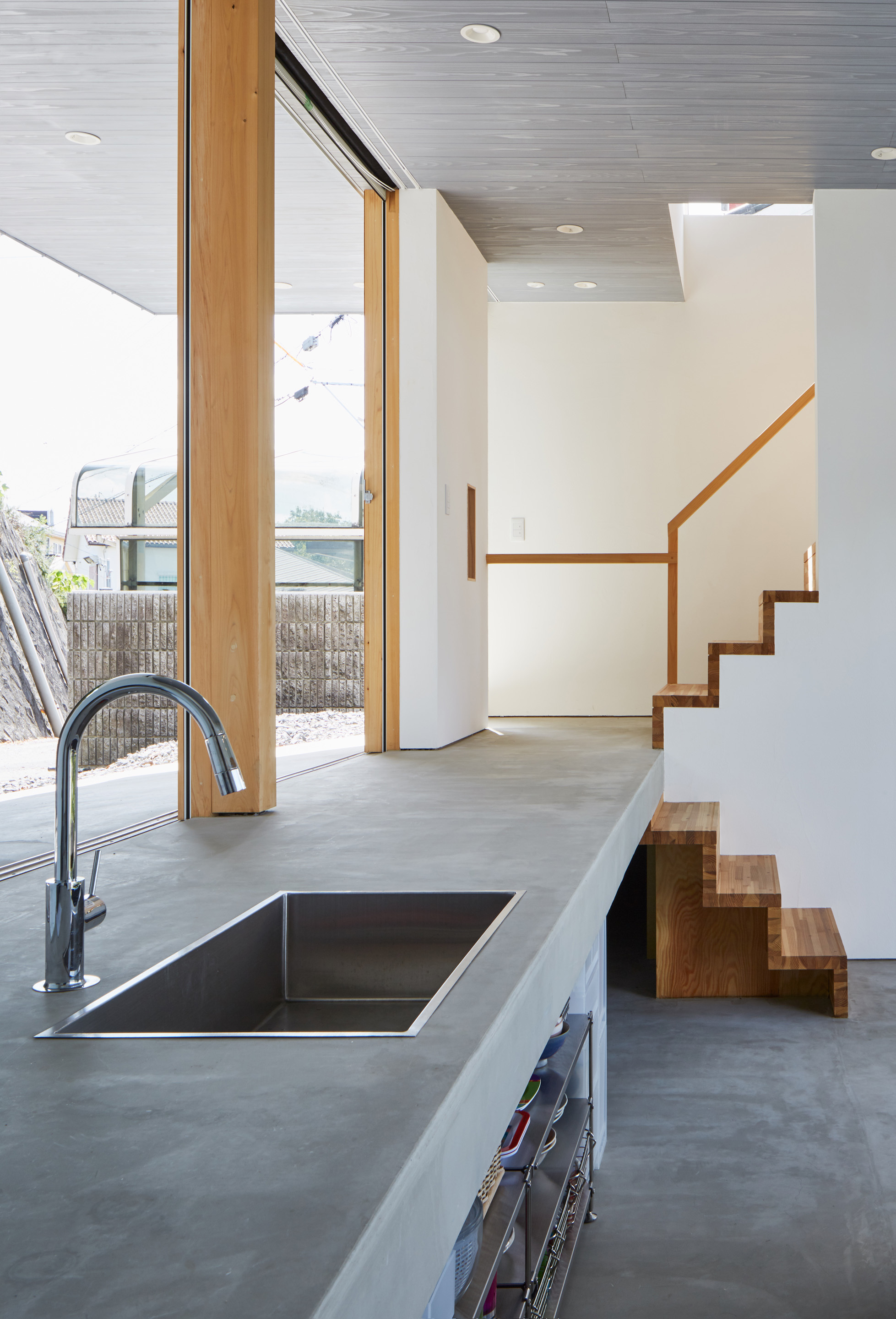 Gallery of Three Tiered Platforms House / ihrmk - 53