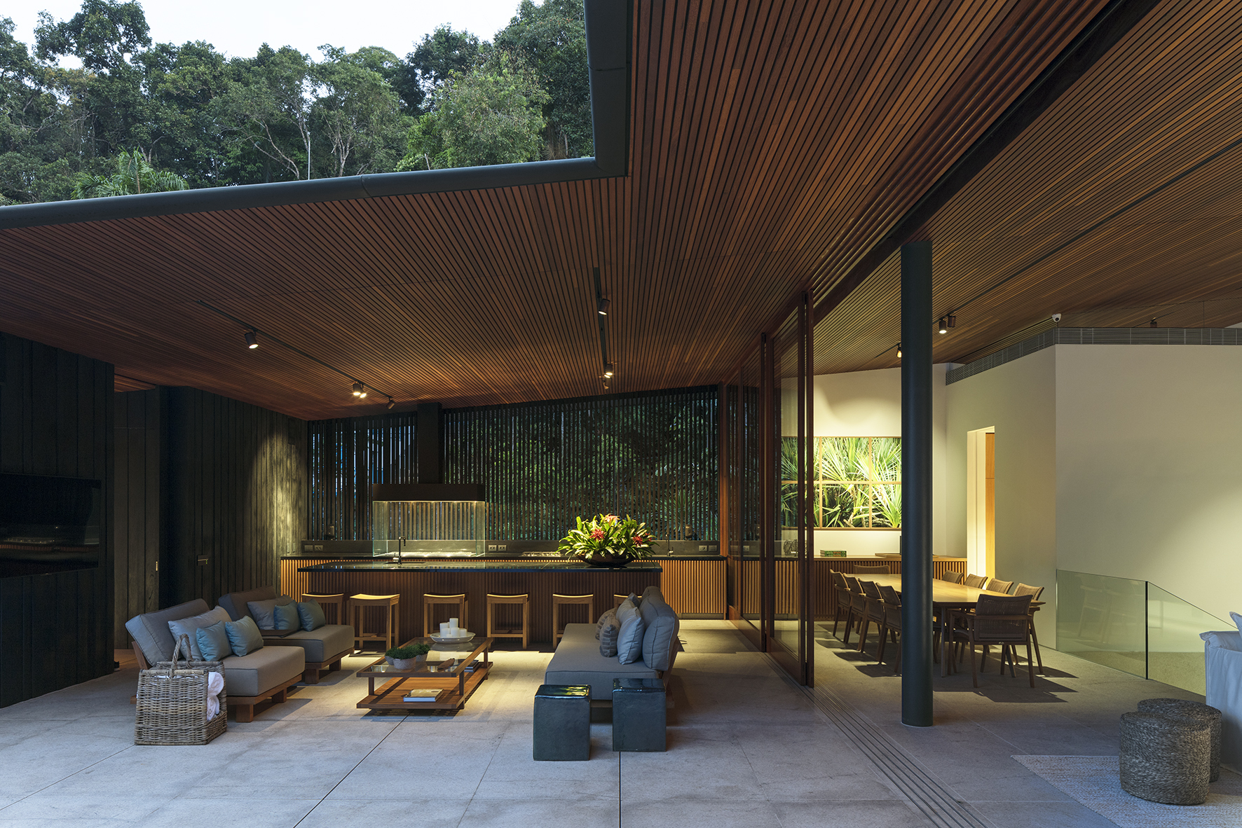 Gallery of MH House / Jacobsen Arquitetura - 11