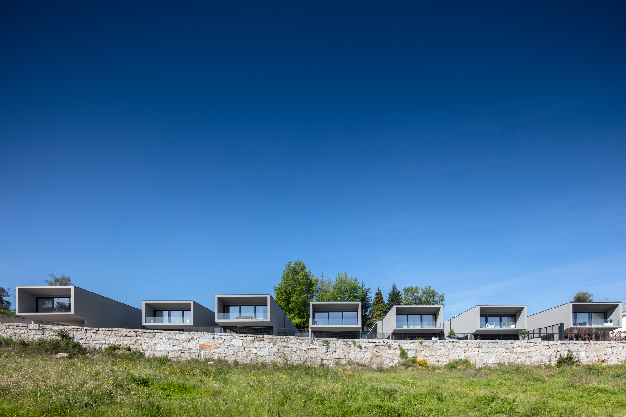 Gallery of Box XL Houses / Grupo Zegnea - 10