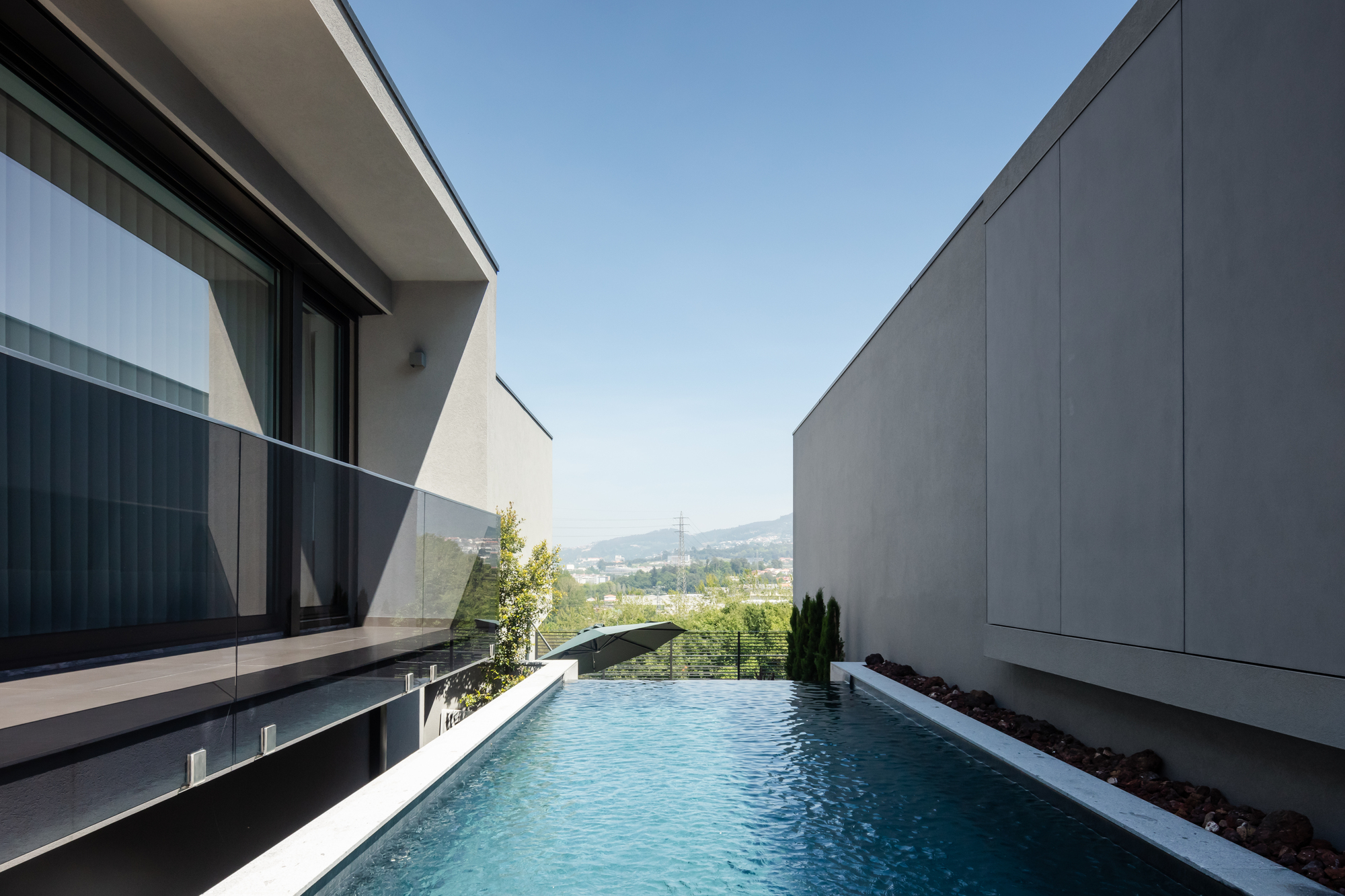 Gallery of Box XL Houses / Grupo Zegnea - 3