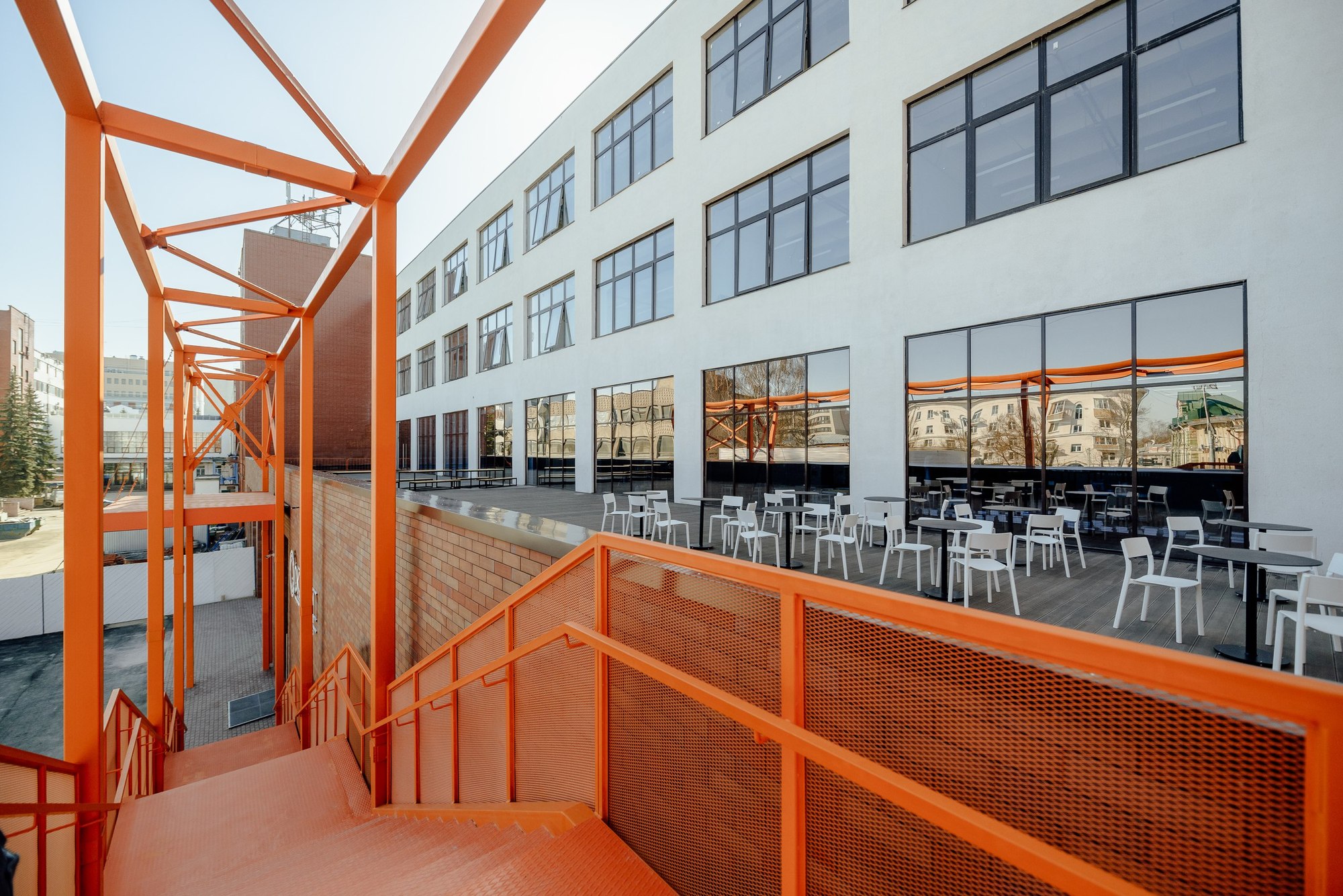 Gallery of Octava Cluster Cultural Space / Orchestra Design - 3