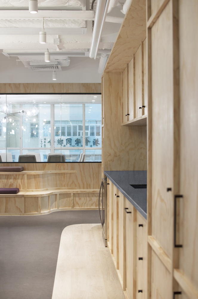 Gallery of Layered Frames Workplace / Bean Buro - 15