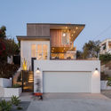 3 Step House / CHACOL | ArchDaily