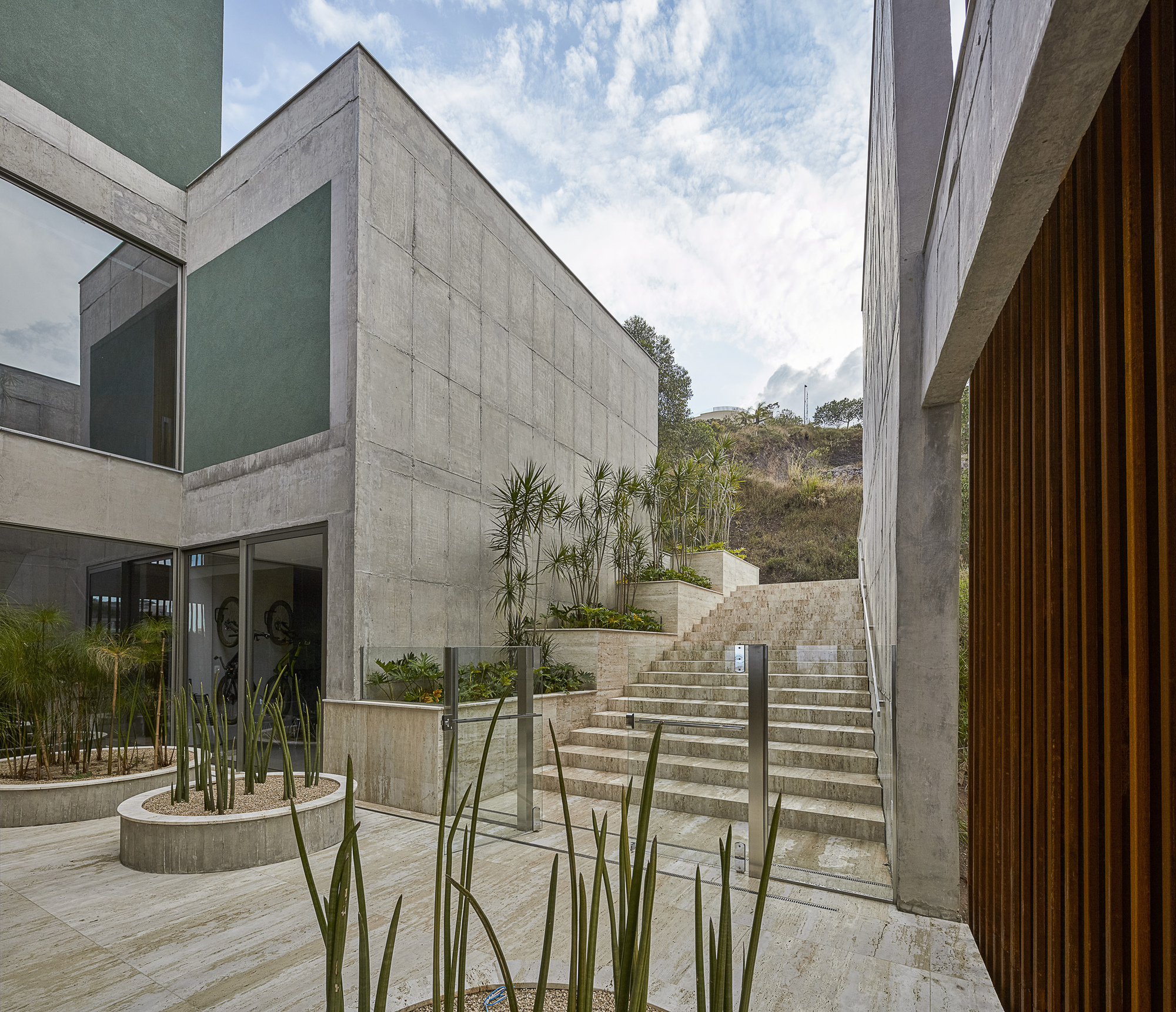 Gallery of ML Residence / Anastasia Arquitetos - 15