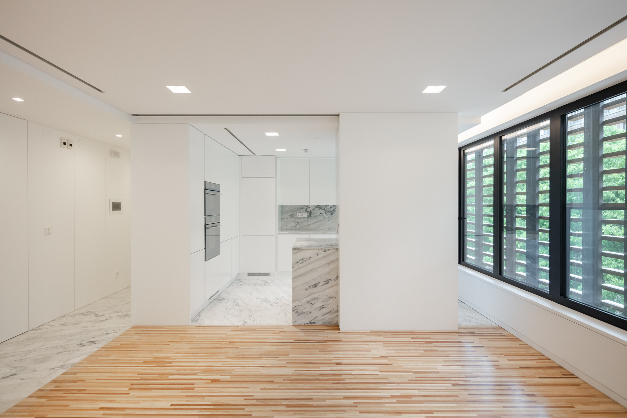Gallery of Lisbon Wood Residential Building / Plano Humano Arquitectos - 19