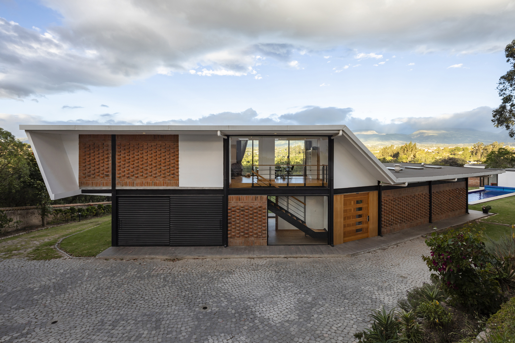 Casa H / Creative Union Network | ArchDaily Brasil