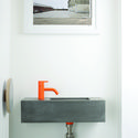 Cement Sinks: Color and Texture of Pigmented Concrete in Bathroom Space ...