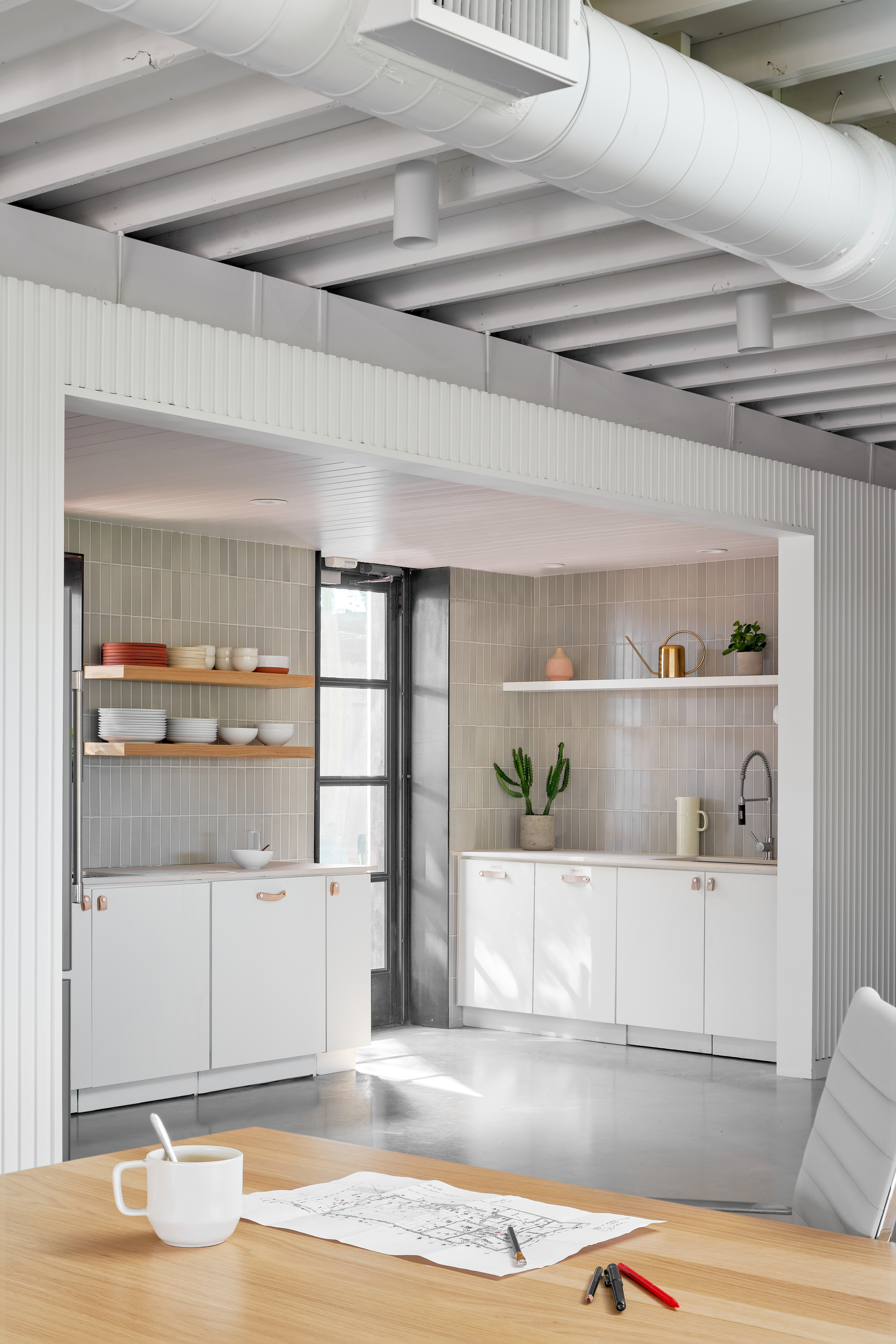 Gallery of The Commune Collaborative Workspace / Hunt Architecture - 23