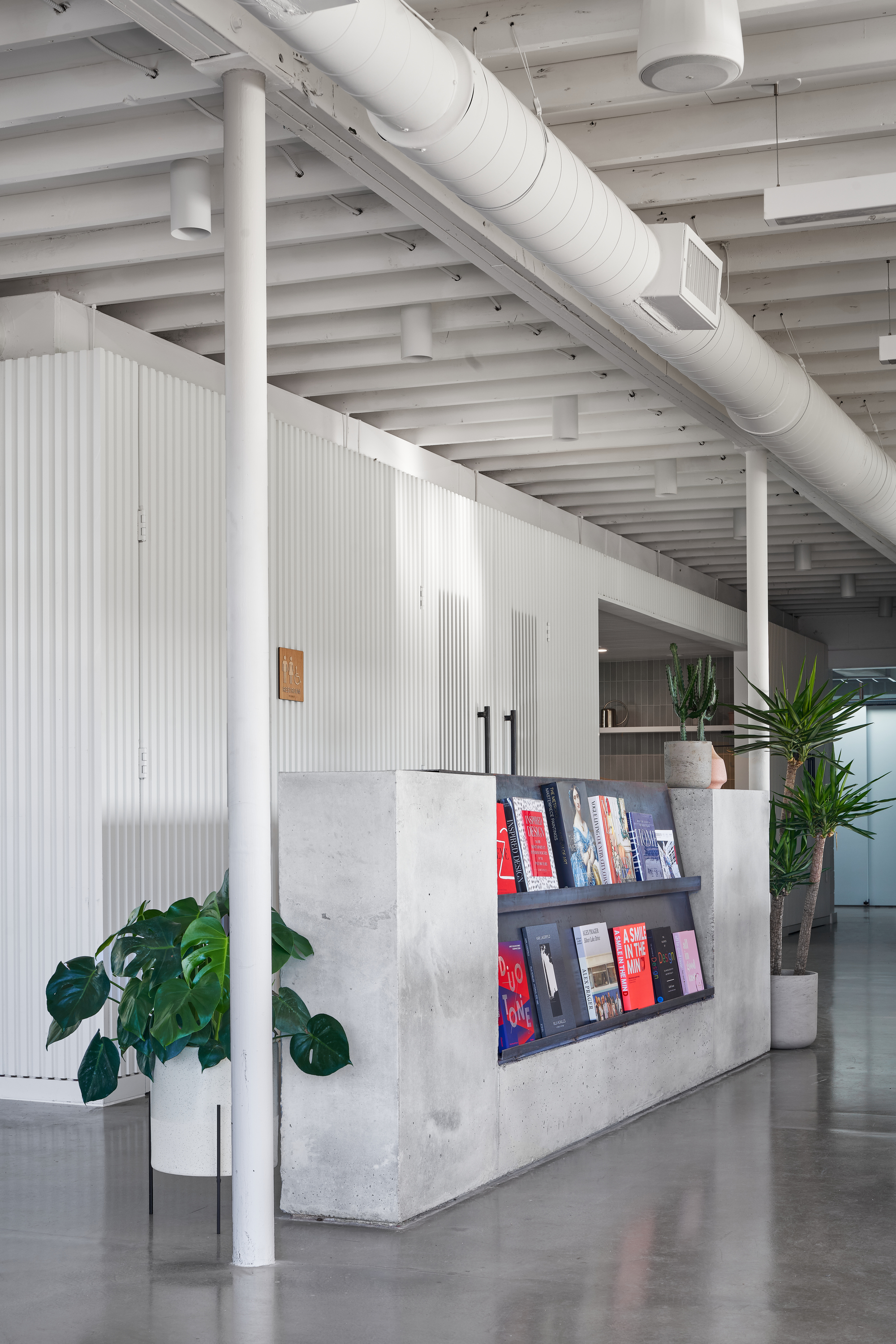 Gallery of The Commune Collaborative Workspace / Hunt Architecture - 22