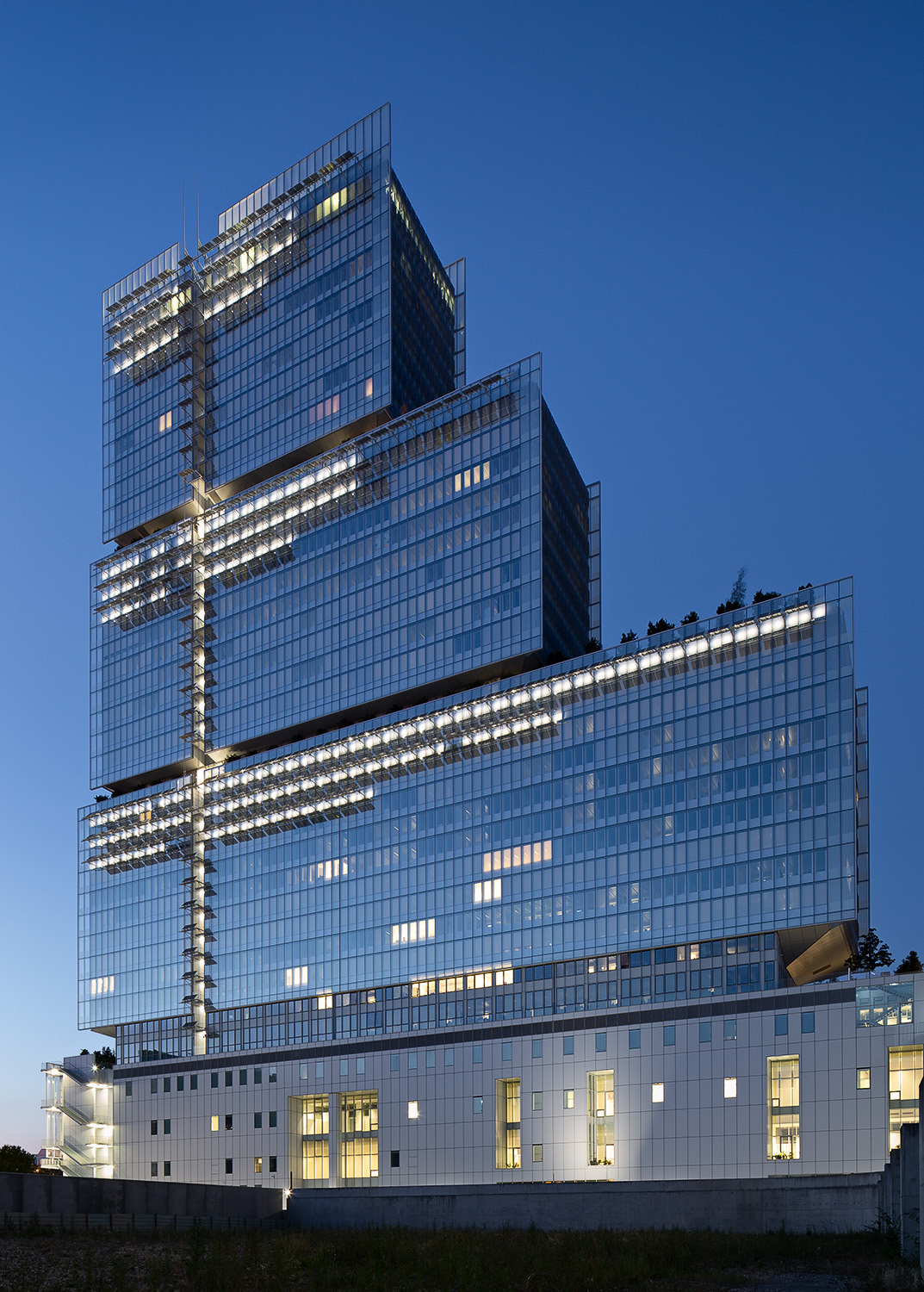 Galeria de Tribunal de Justiça de Paris projetado por Renzo Piano ...