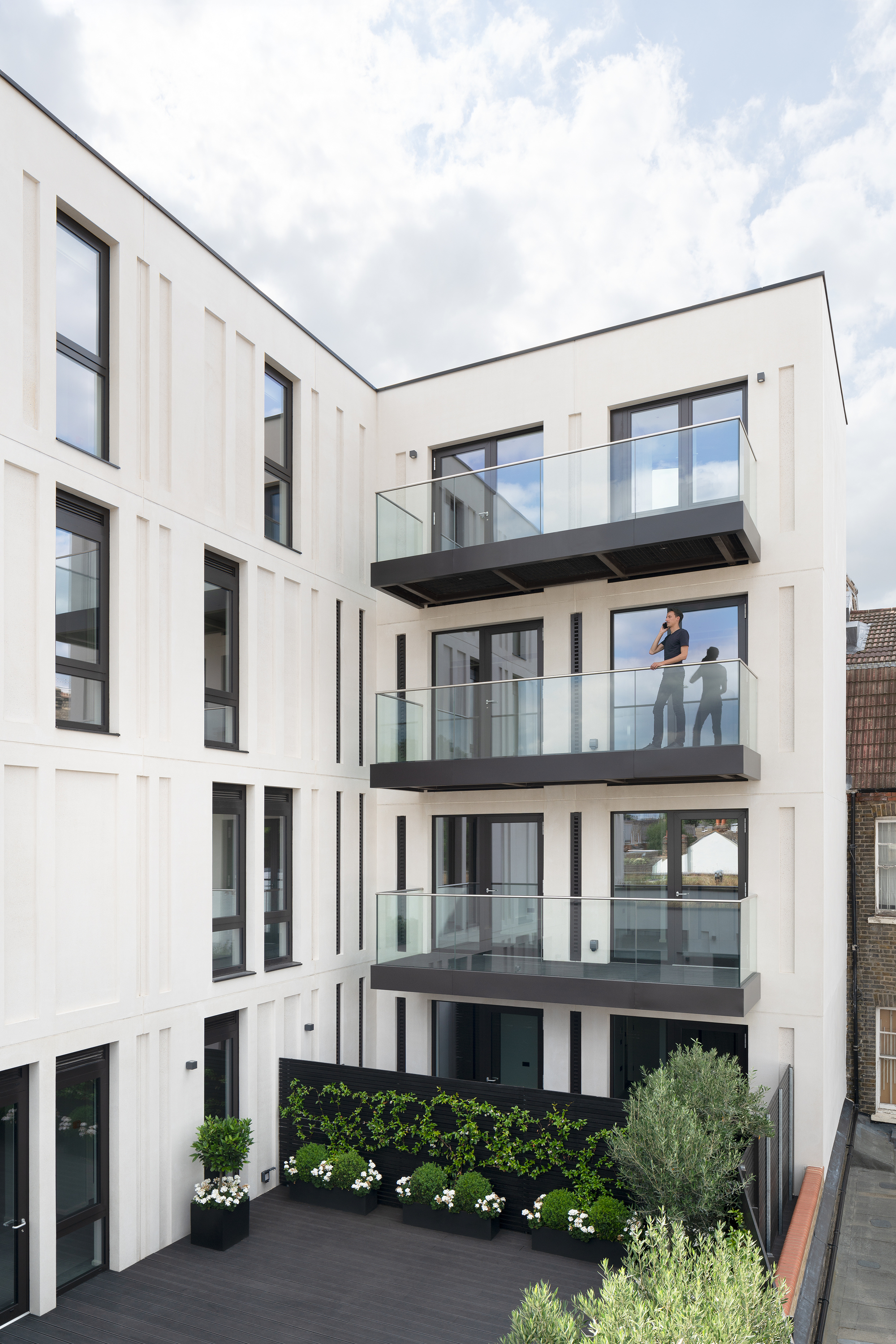 Gallery of ONE Putney Residential Building / PHASE3 - 2