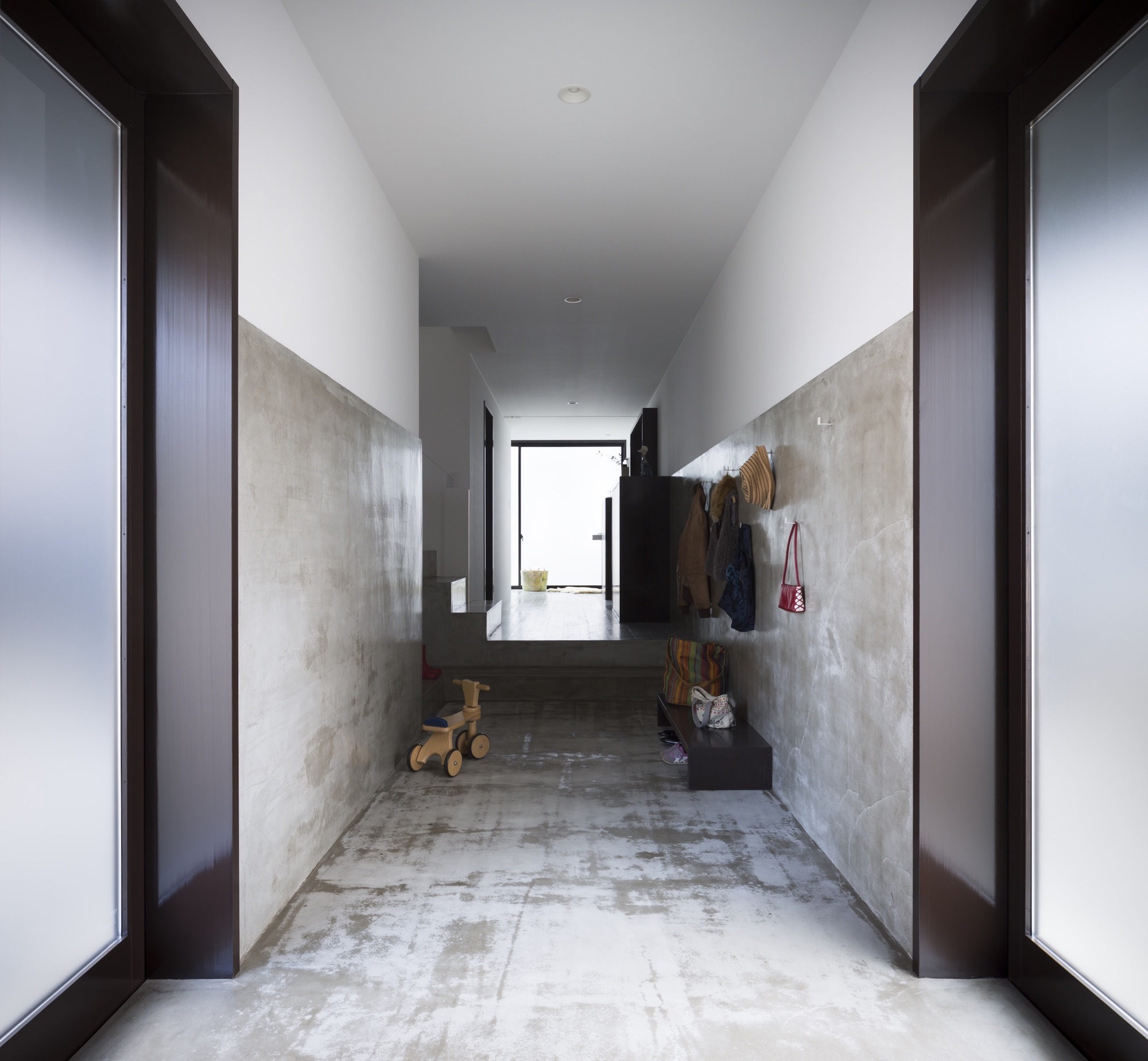 Gallery of Slender House / FORM | Kouichi Kimura Architects - 11
