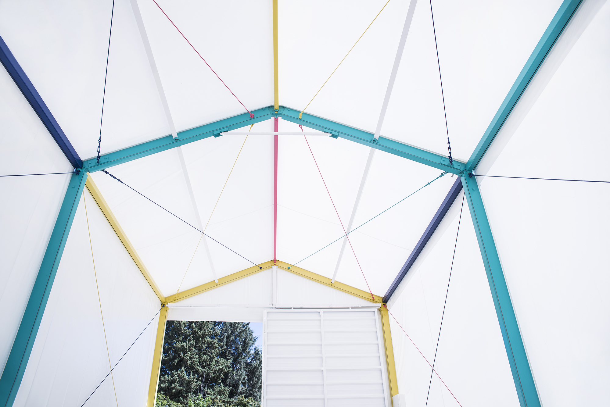 Gallery of Colored Pavilion / Martín Peláez - 8