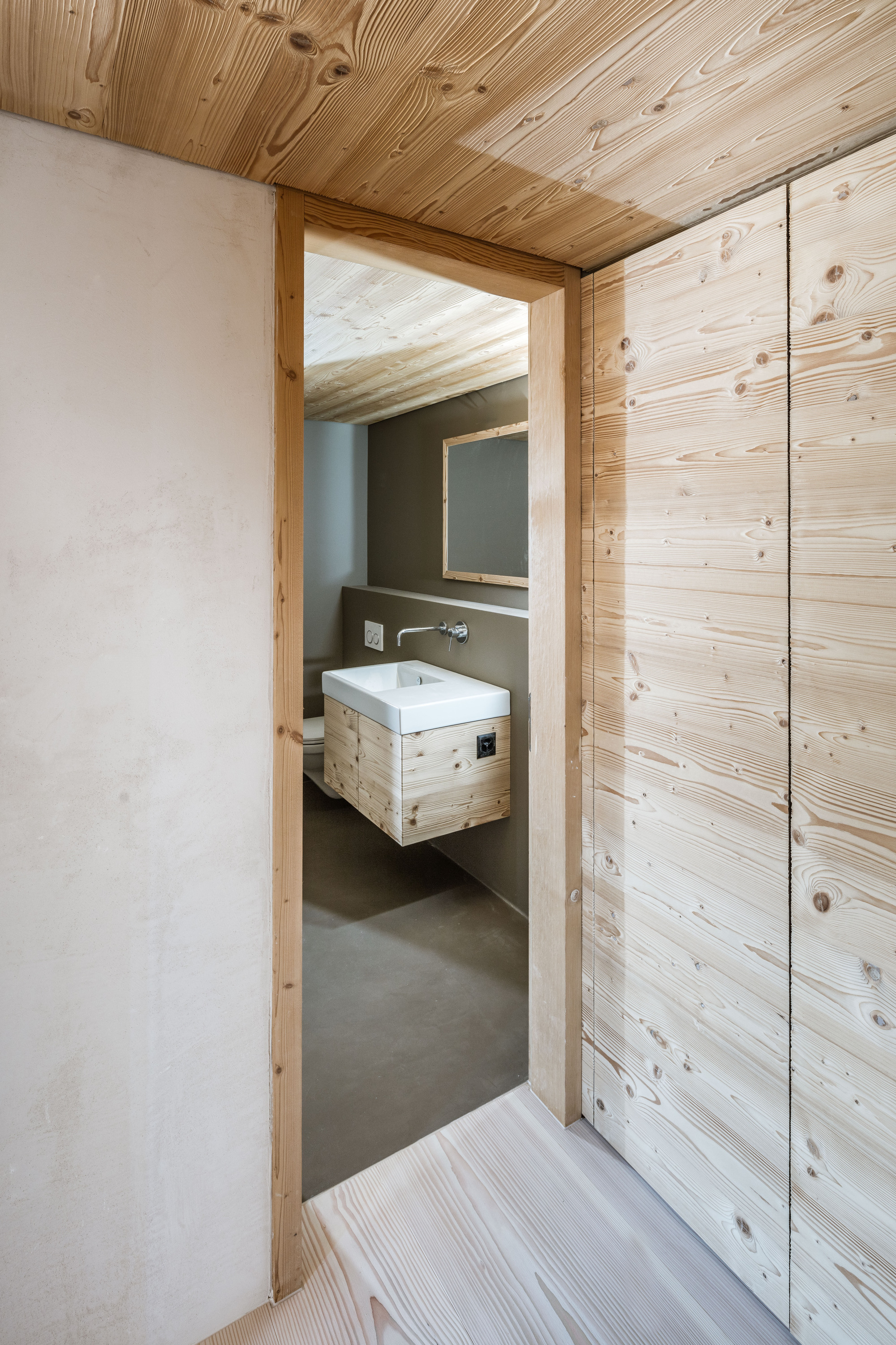 Gallery of Refurbishment Holiday Home / dolmus Architekten - 9