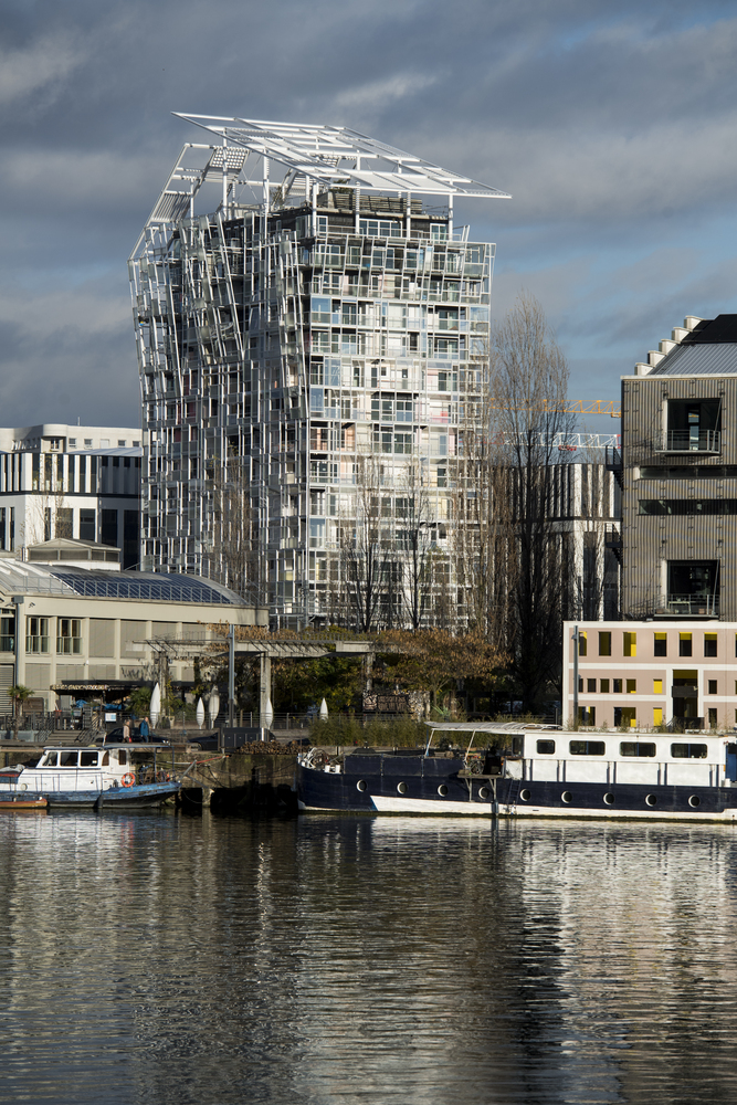 Gallery of Ycone La Confluence Residential Tower / Ateliers Jean Nouvel - 6