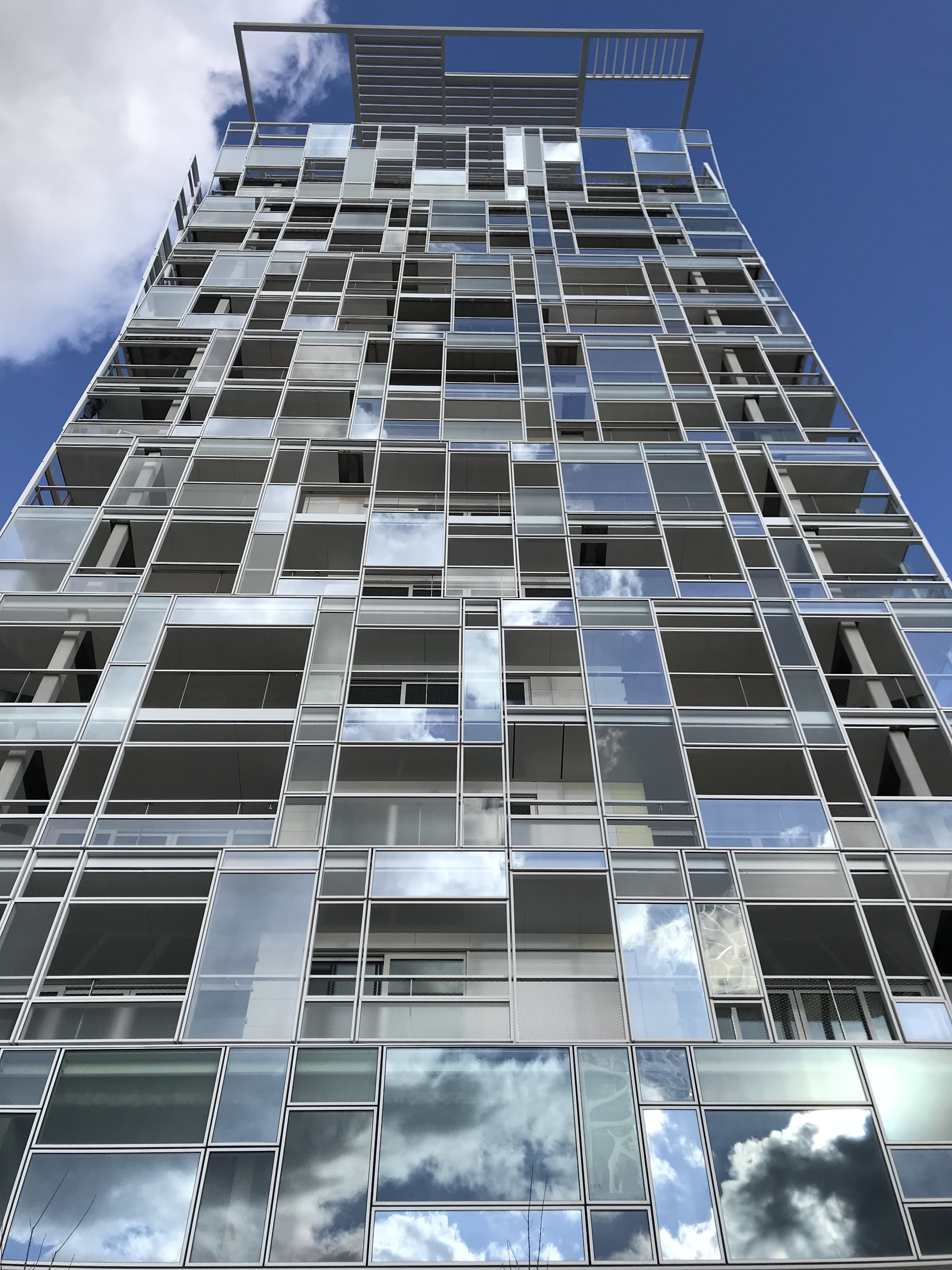 Gallery of Ycone La Confluence Residential Tower / Ateliers Jean Nouvel ...
