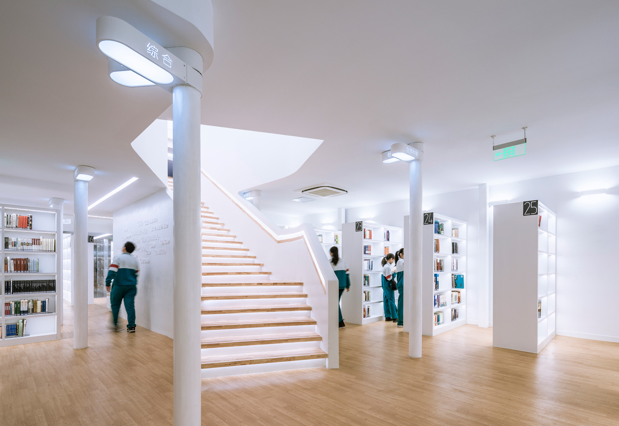 Gallery of Jingshan School Library Renovation / Hui-Yin Design ...