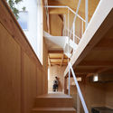 Loop Terrace House / Tomohiro Hata Architect and Associates | ArchDaily