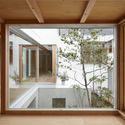 Loop Terrace House / Tomohiro Hata Architect and Associates | ArchDaily