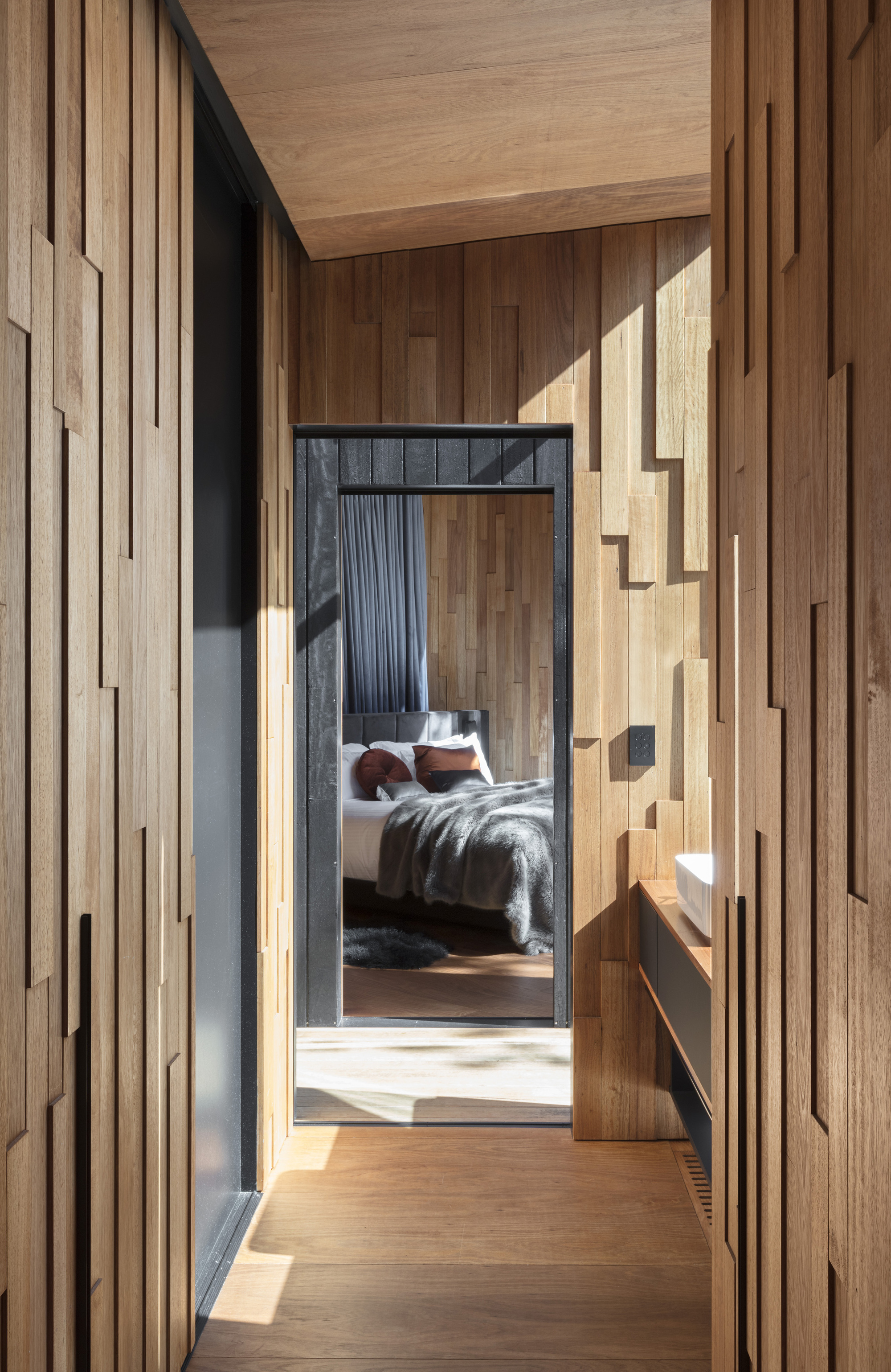 Gallery of Coastal Pavilions at Freycinet Lodge / Liminal Architecture - 7