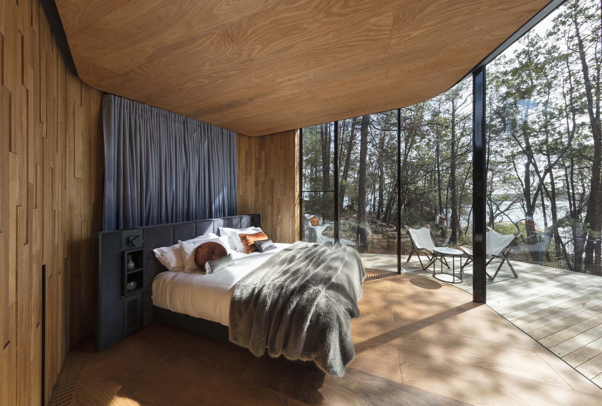 Gallery of Coastal Pavilions at Freycinet Lodge / Liminal Architecture - 10