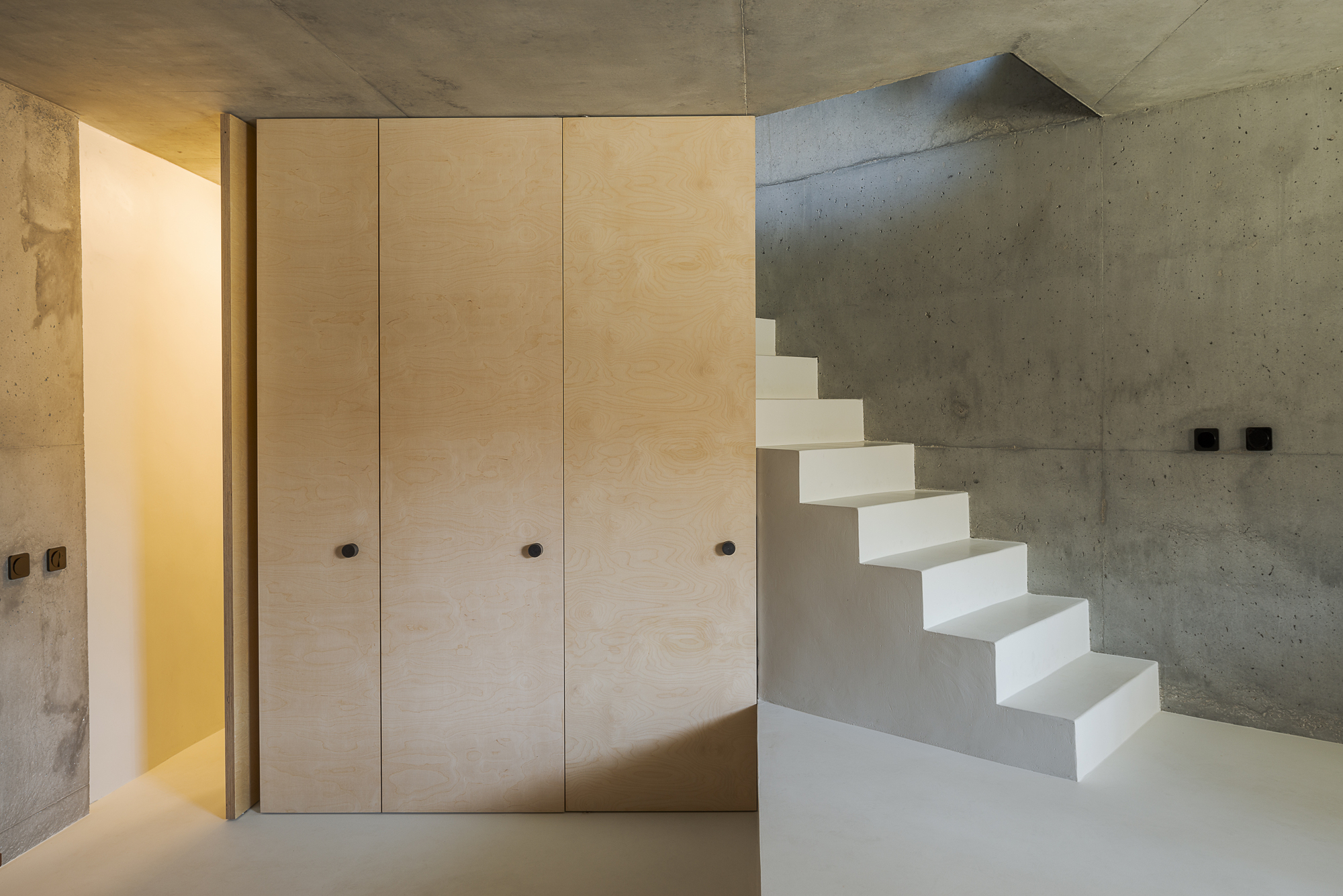 Galeria de Casa Triangular / STUDIO_LPP - 2