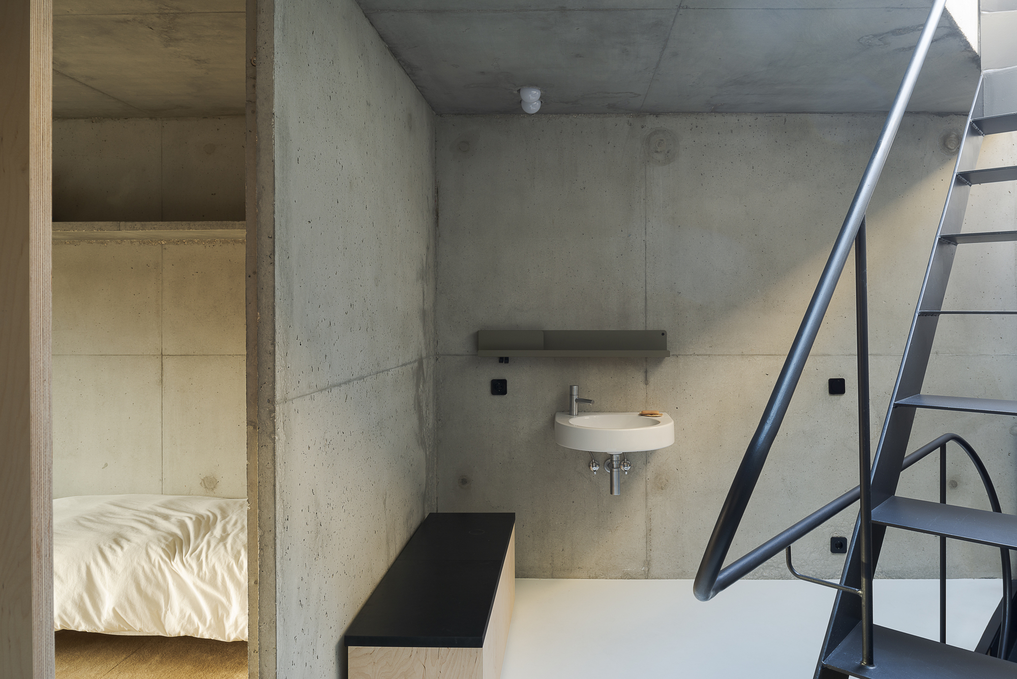 Galería de Casa Triangular / STUDIO_LPP - 19