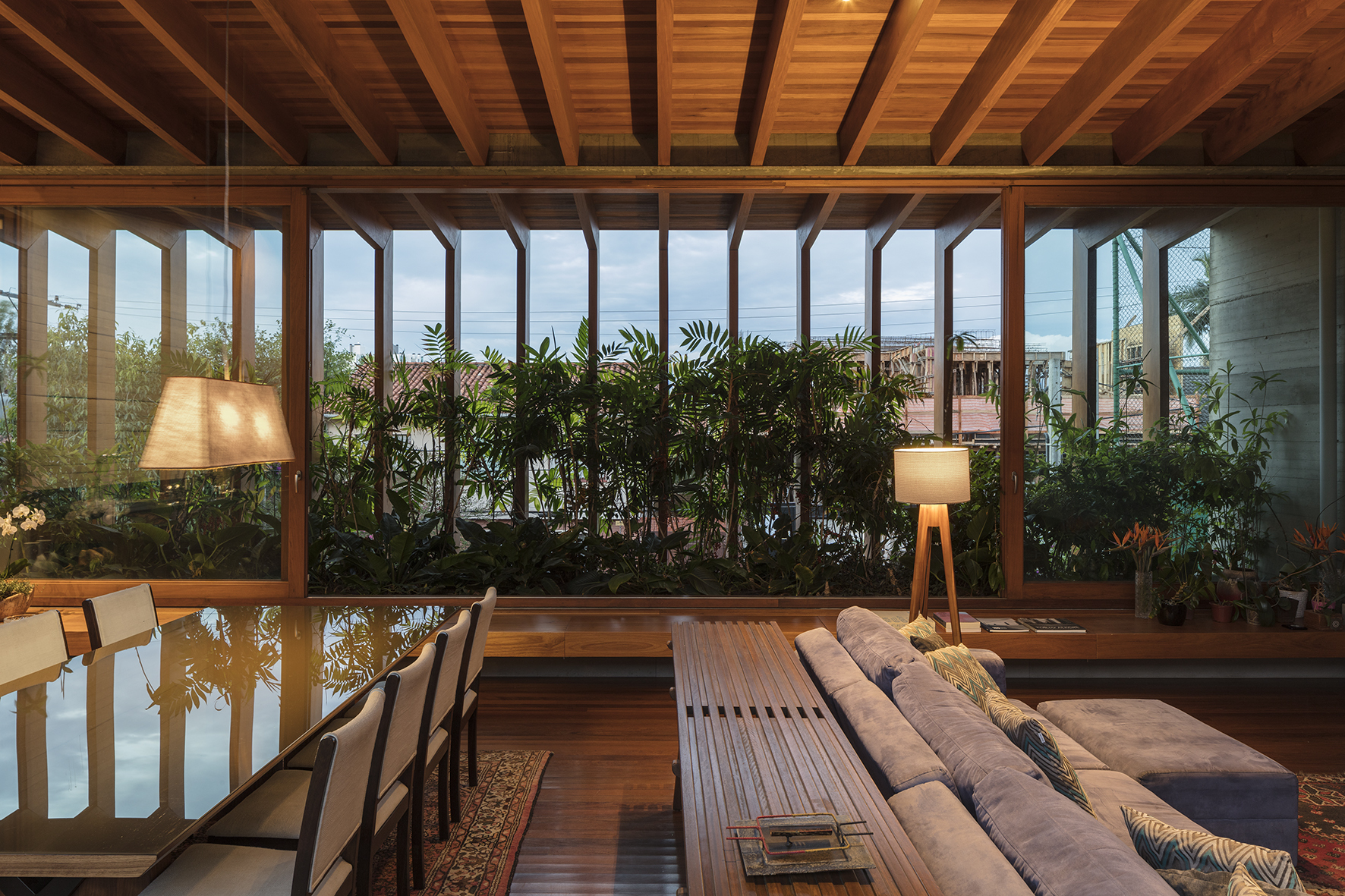 Gallery of Poa House / Bernardes Arquitetura - 11