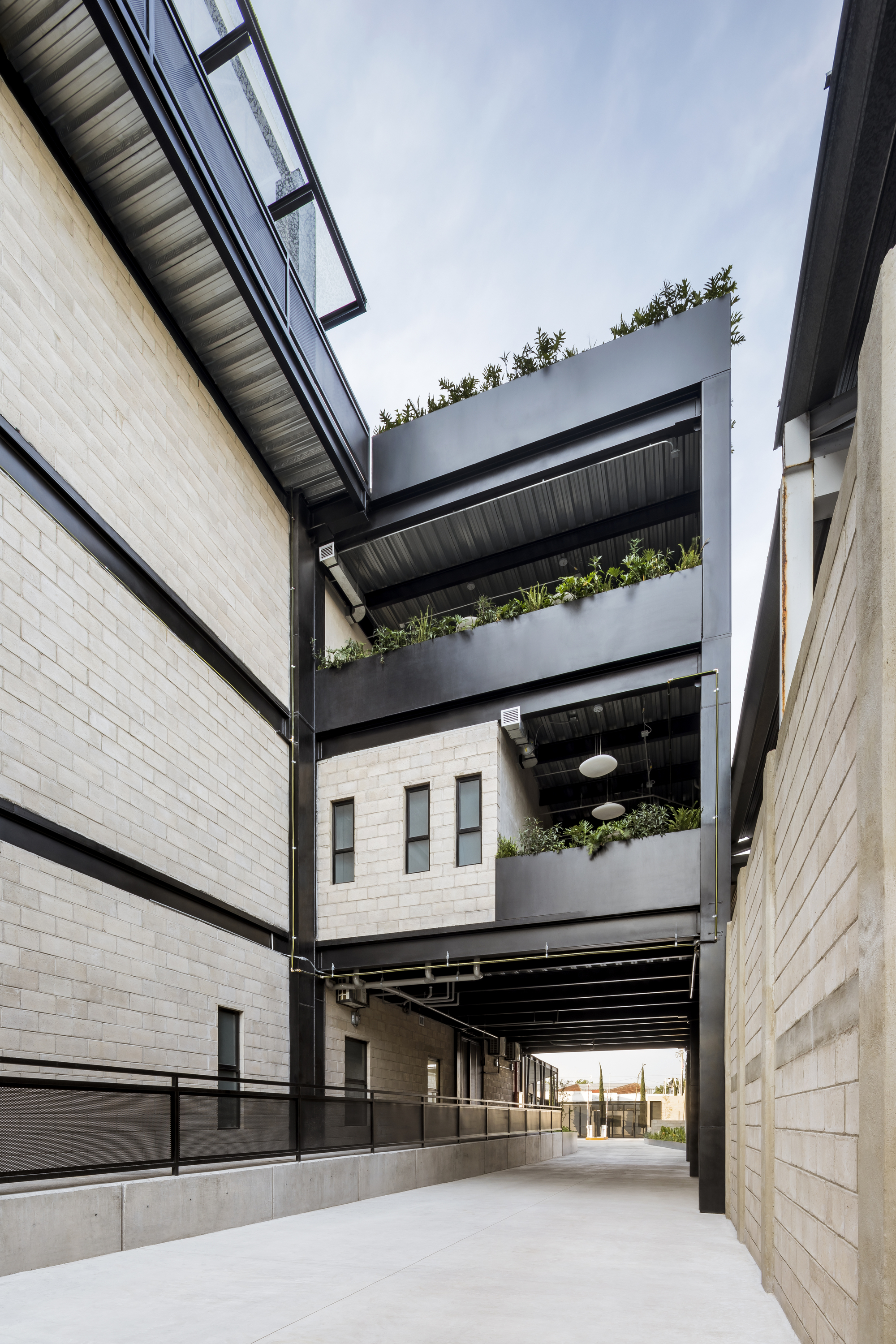 Gallery of ABSA Headquarters / FMÁSF - 2