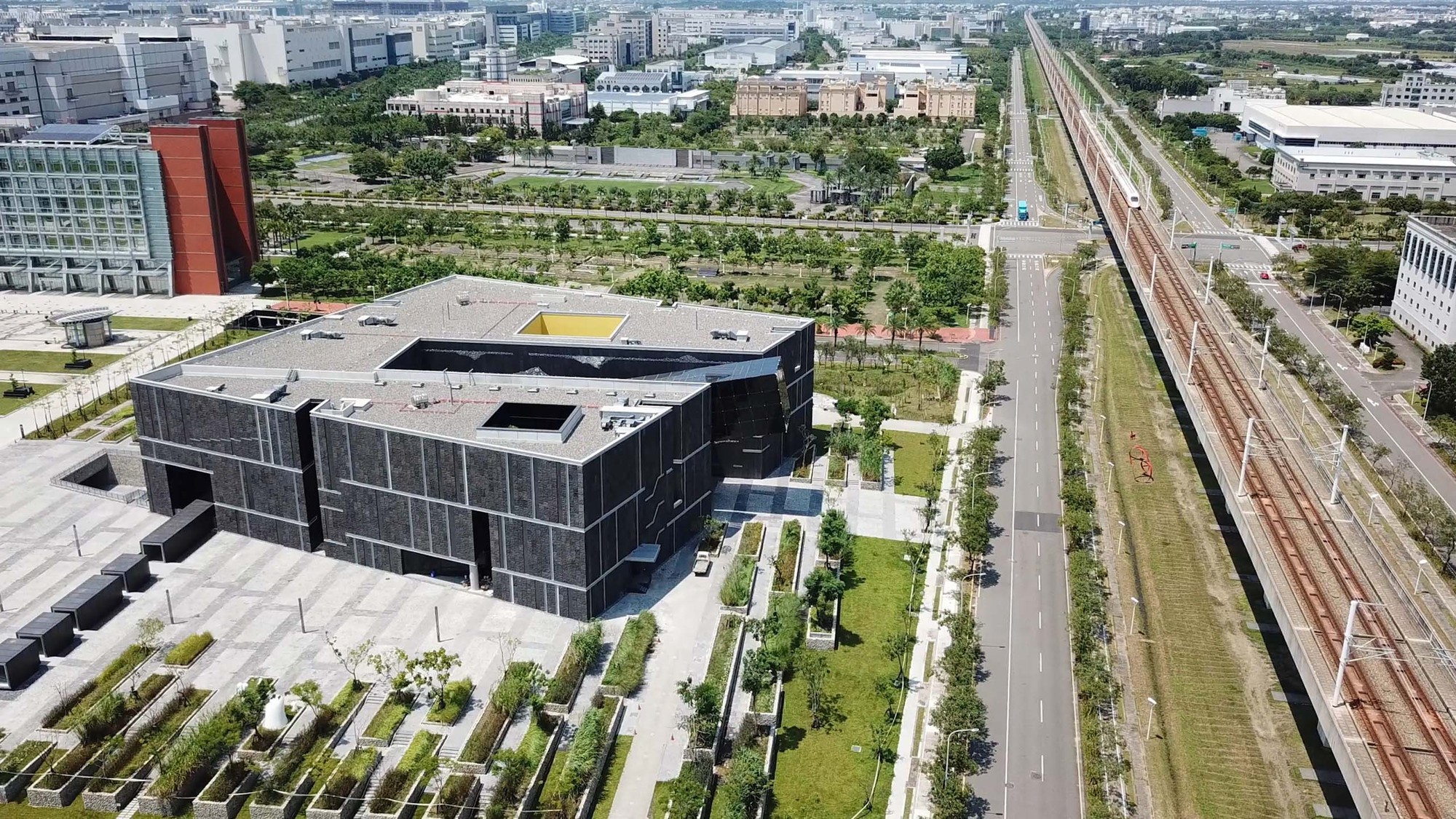 National Museum of Prehistory / KRIS YAO | ARTECH | ArchDaily