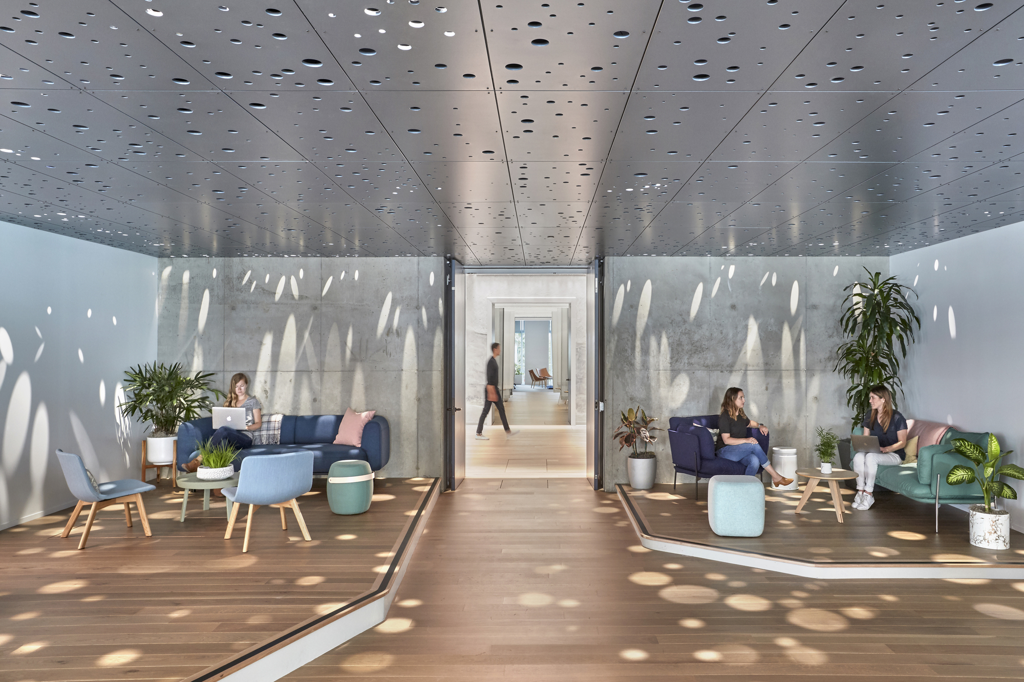 Gallery of Slack Headquarters / Studio O+A - 28