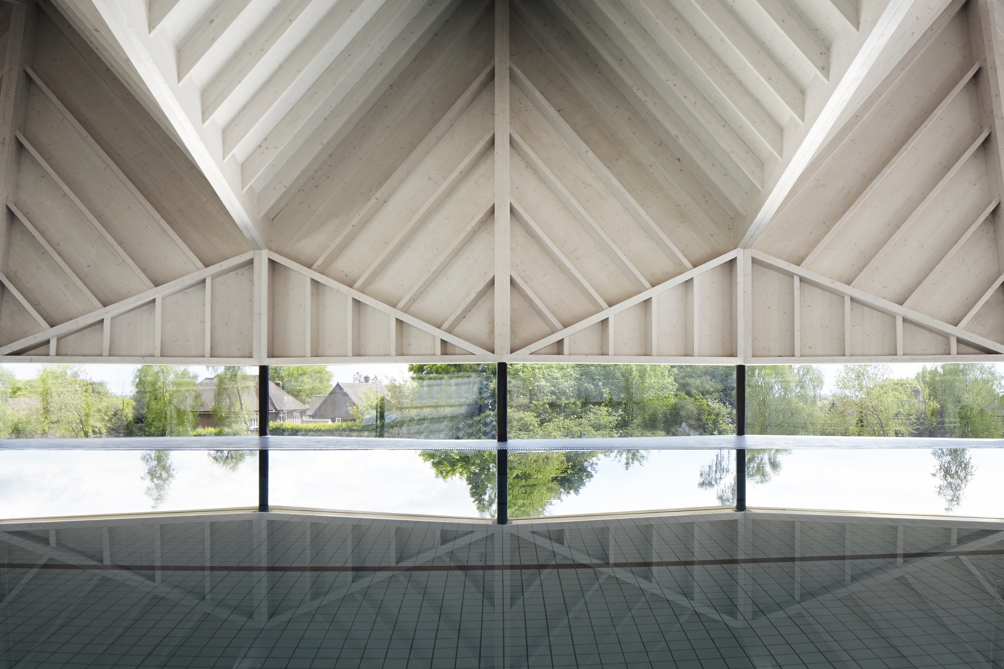 Gallery of Alfriston Swimming Pool / Morris+Company - 14