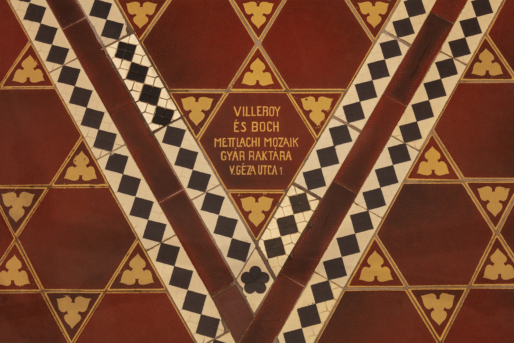 Gallery of Paris Court / KROKI + Archikon Architects - 63