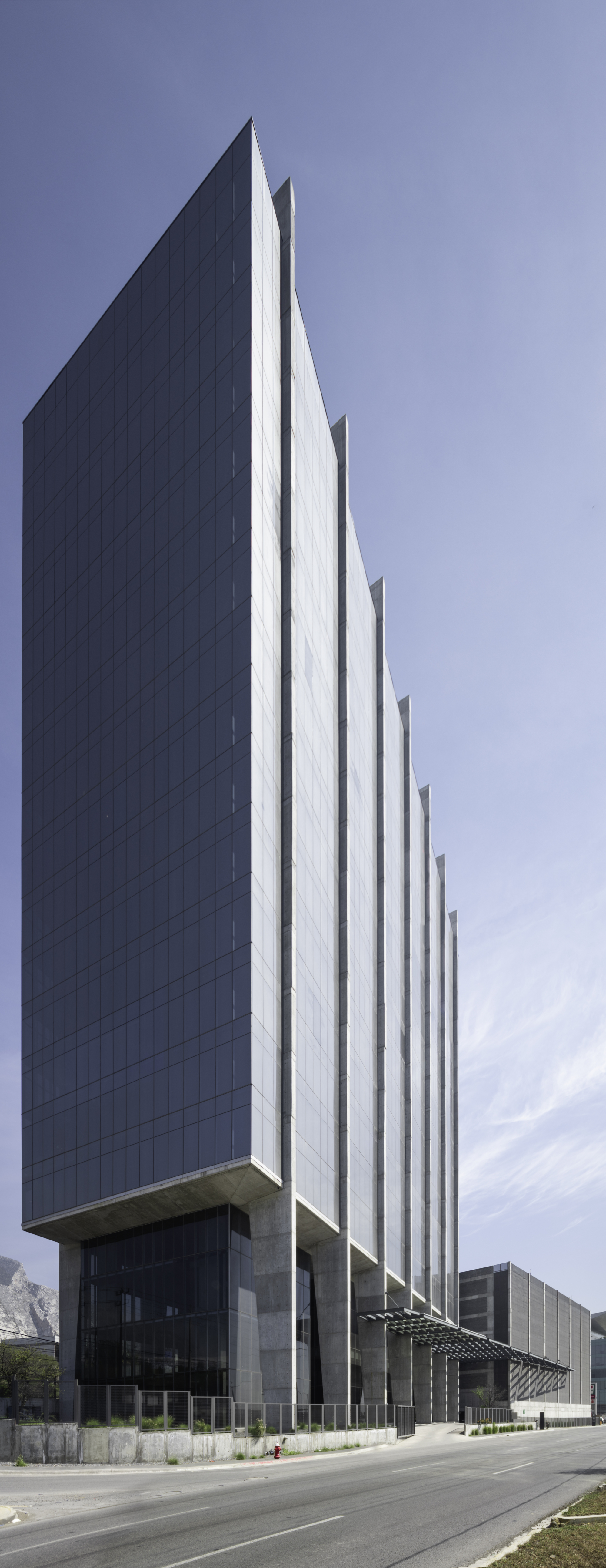 Gallery of Albia Building / Landa + Martínez Arquitectos - 10